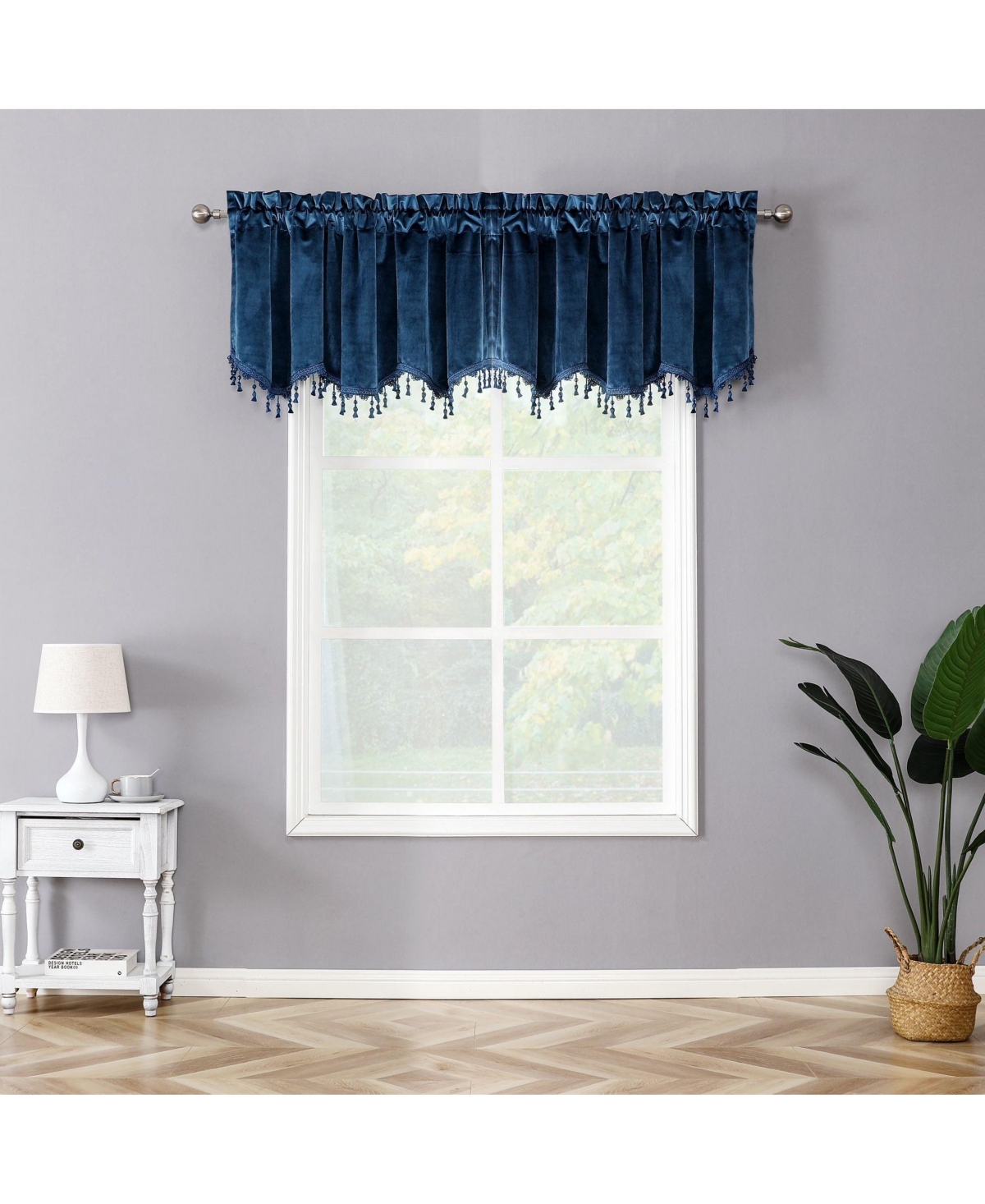 Click here for Kate Aurora Royal Living 2 Pack Beaded Tassel Trim... prices