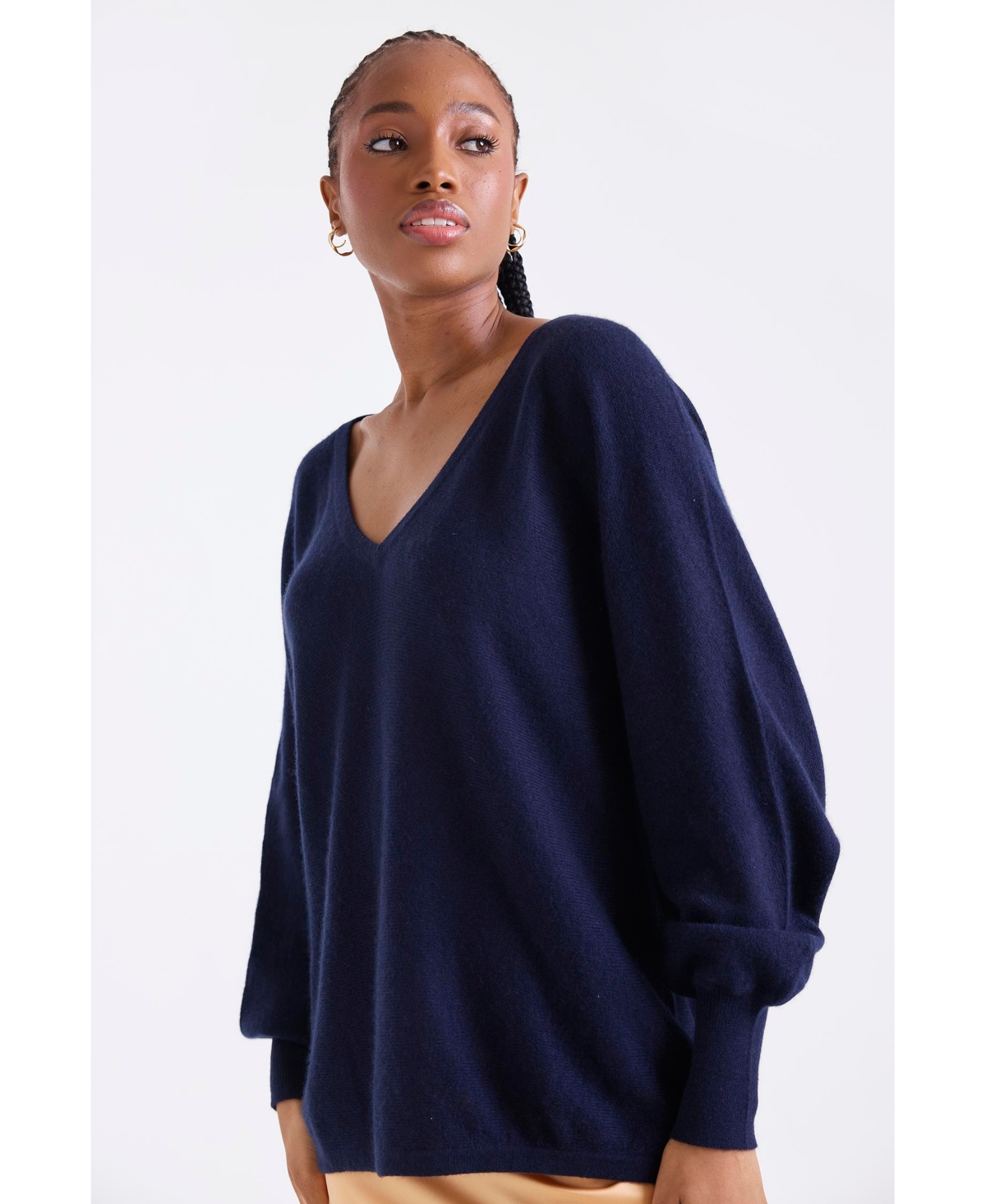 Click here for 1982 Womens Paros Poncho V-Neck Cashmere Sweater -... prices
