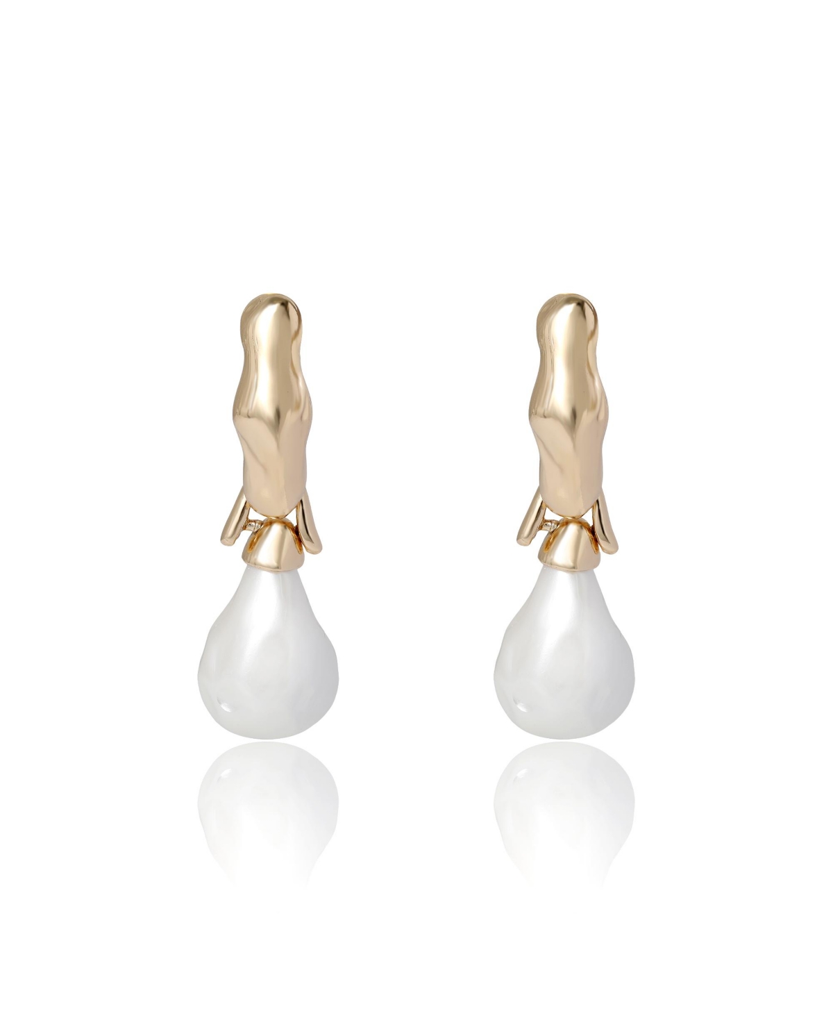 Click here for Bcbg Hoop Post Drop Earring - Gold/white prices