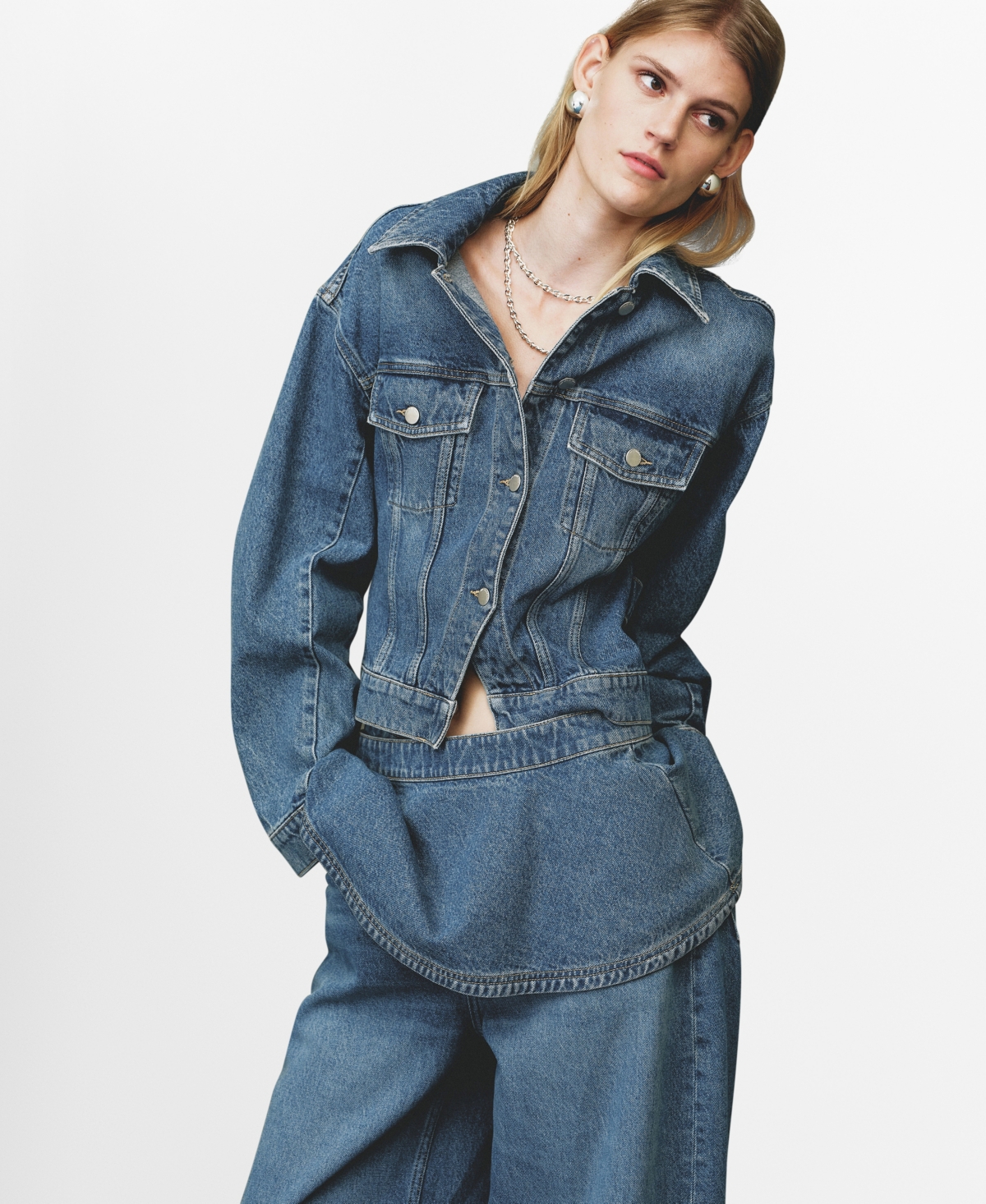 Click here for Mango Womens Pockets Fitted Denim Jacket - Medium... prices