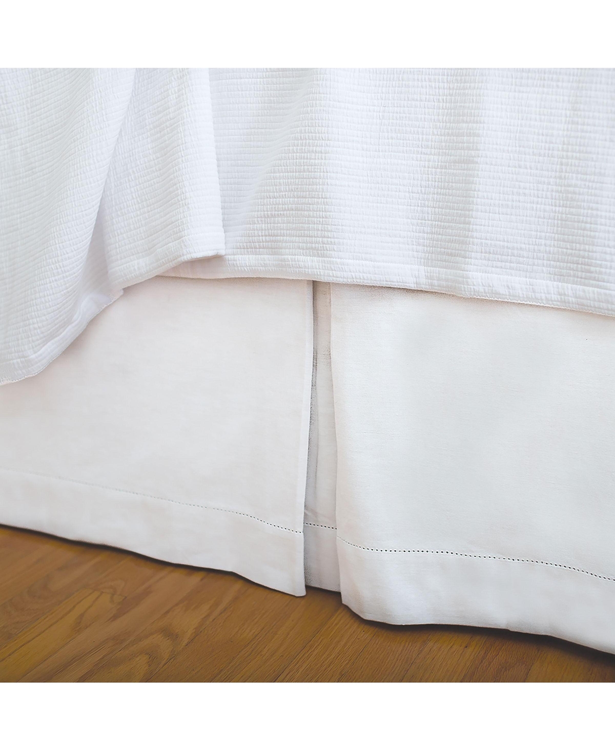 Click here for 39" x 76" Hemstitch White Twin 18 in. Dr... prices