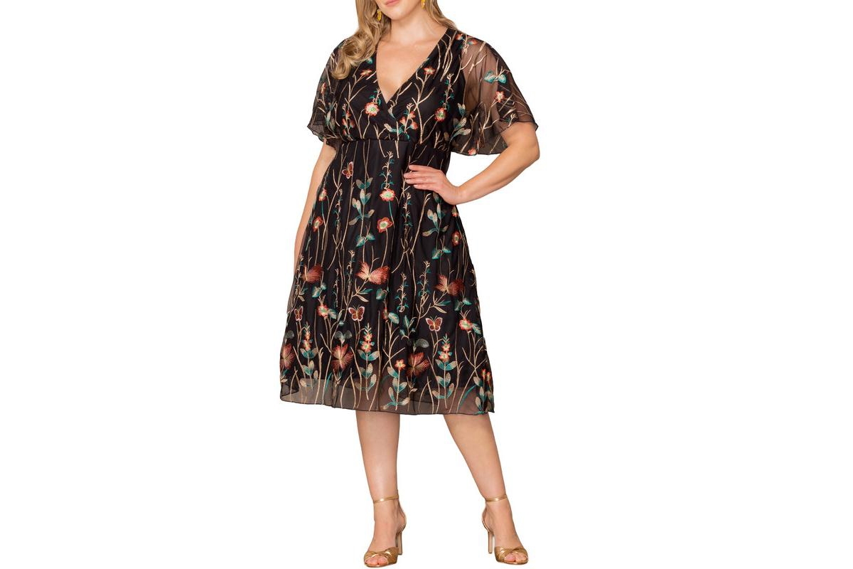 Click here for Kiyonna Plus Size Sonnet Embroidered Cocktail Dres... prices