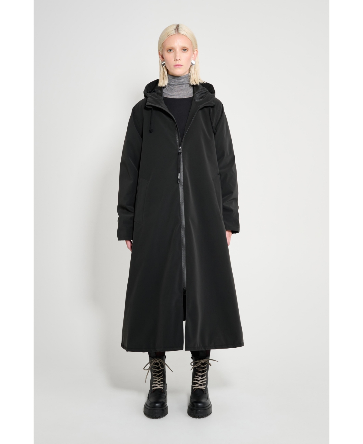 Click here for Stutterheim Womens Mosebacke Long Matte Winter Coa... prices