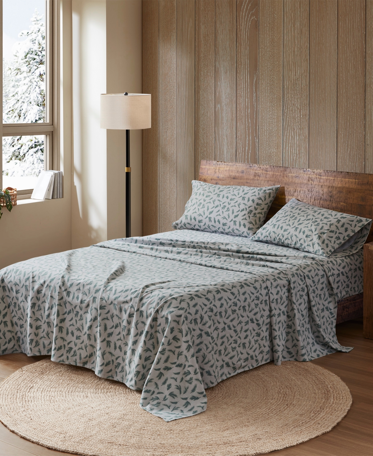 Click here for Woolrich Printed Flannel 4-Pc. Sheet Set  Full - B... prices