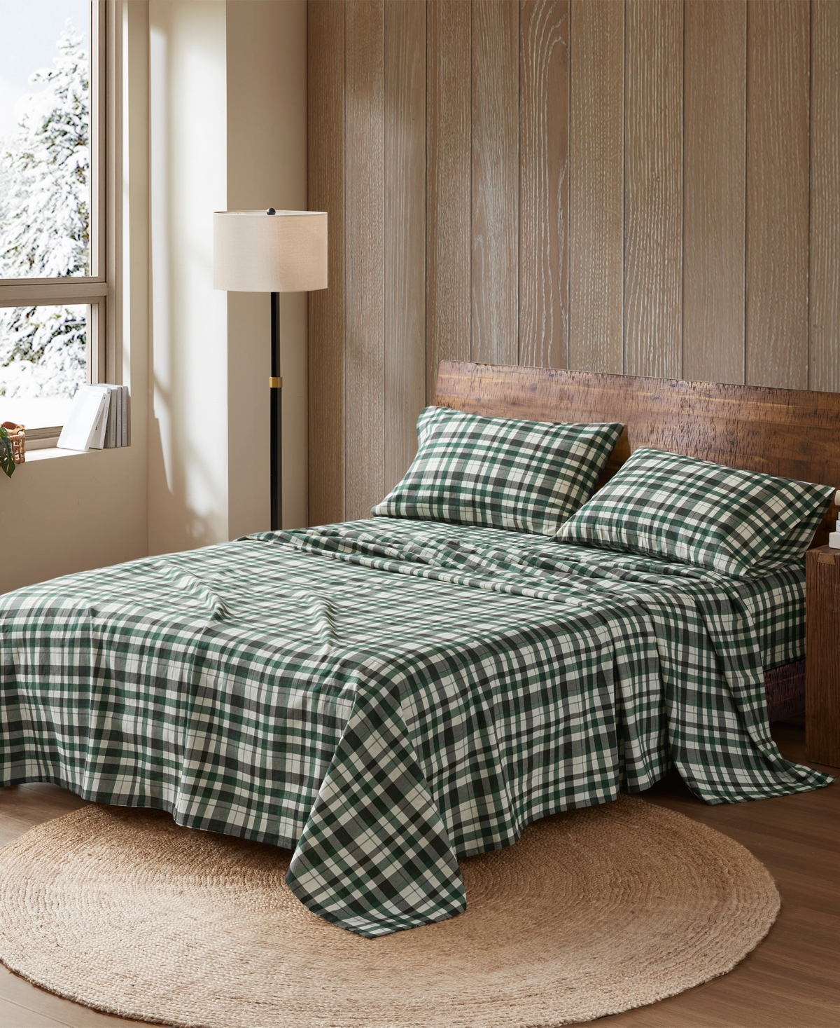 Click here for Woolrich Printed Flannel 4-Pc. Sheet Set  Full - M... prices