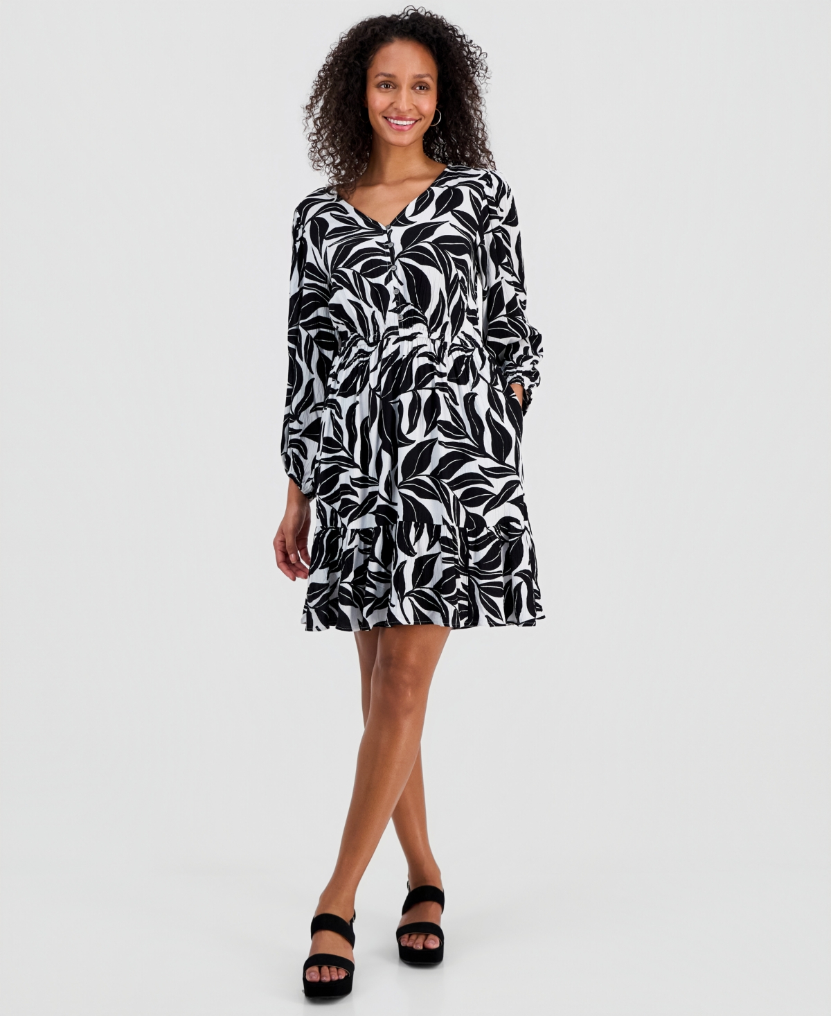 Click here for Style & Co Womens Printed Long Sleeve V-Neck Dress... prices