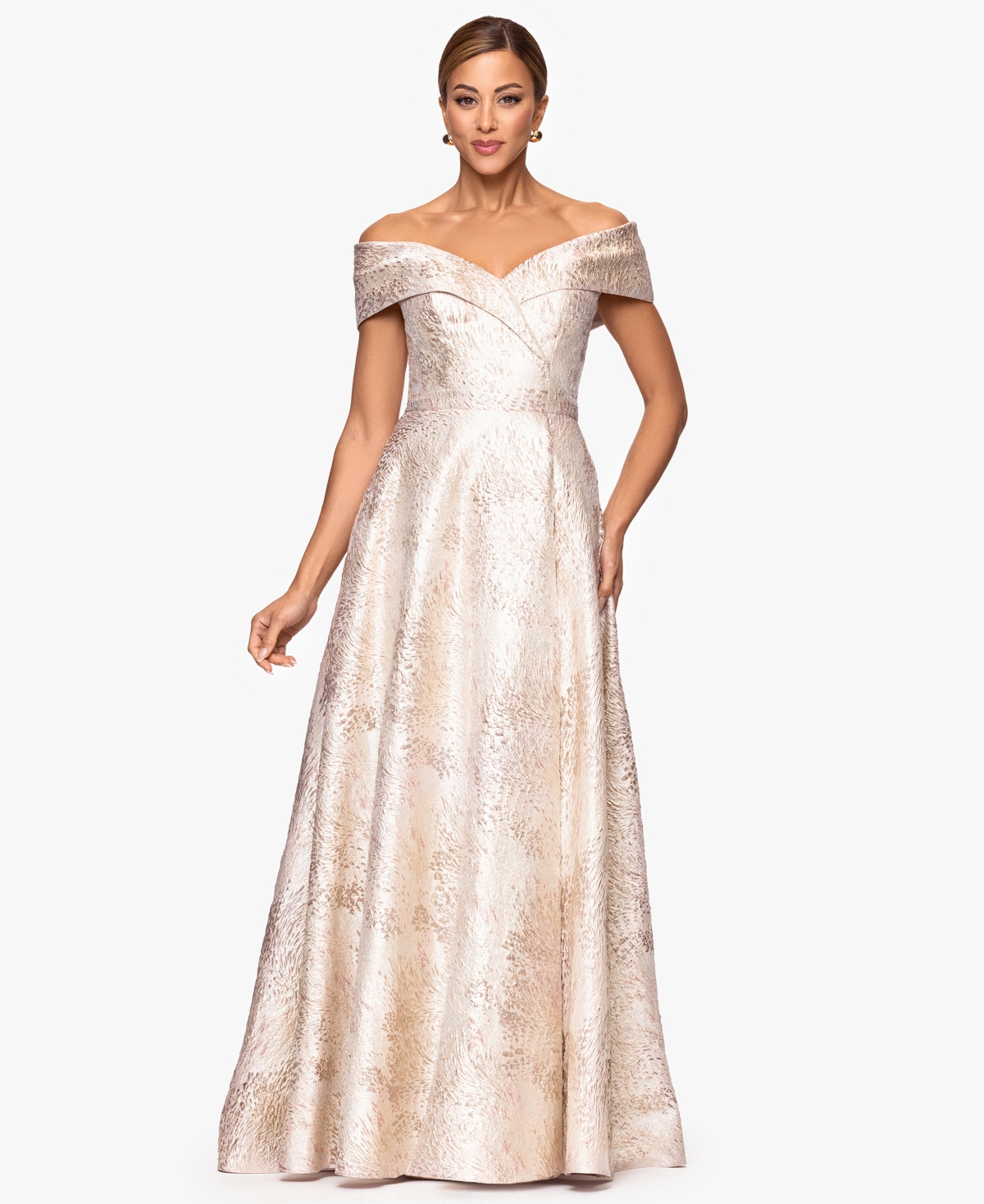 Click here for Xscape Womens Sweetheart Neck Off-The-Shoulder Swe... prices