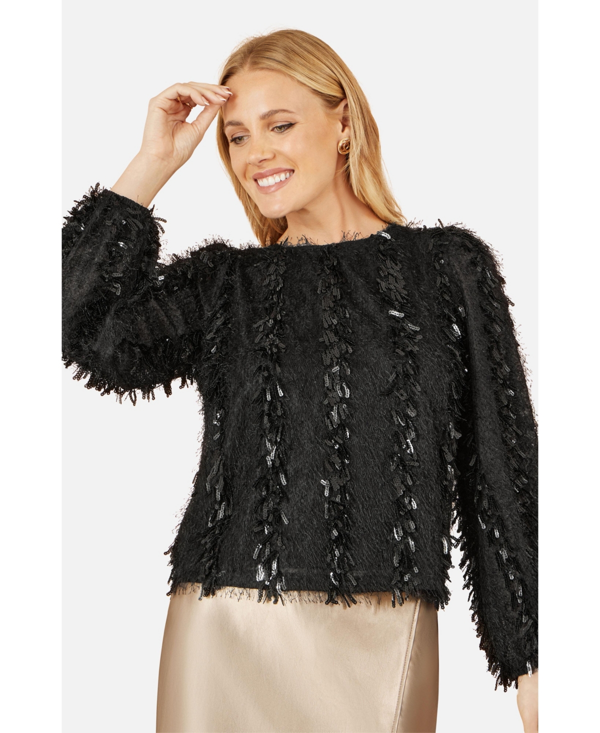 Click here for Yumi Womens Hanging Sequin Long Sleeve Top - Black prices
