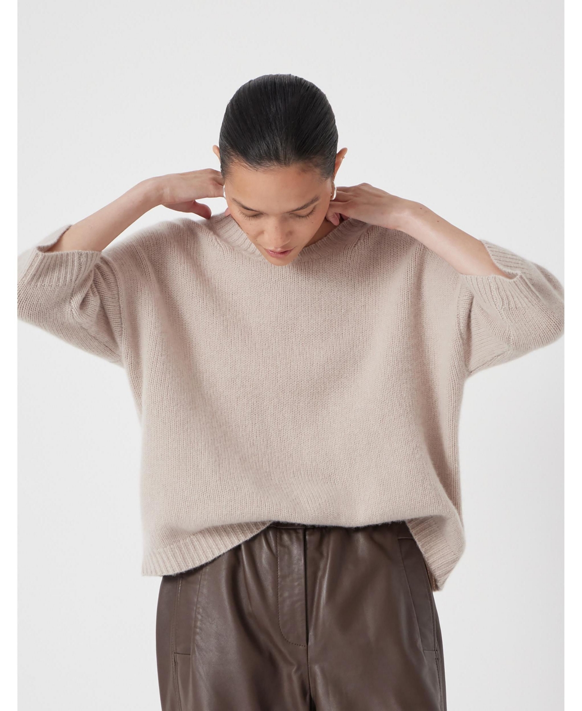 Click here for Hush Womens Chunky Cashmere Sweater - Almond prices