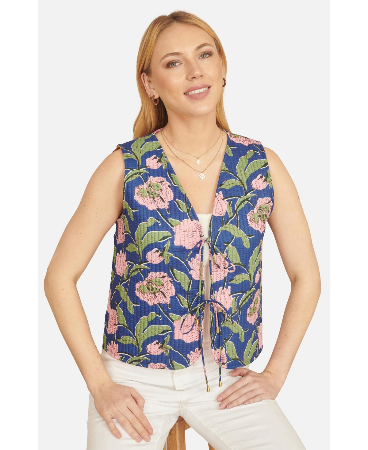 Click here for Yumi Womens Floral Reversible Quilted Vest Jacket... prices