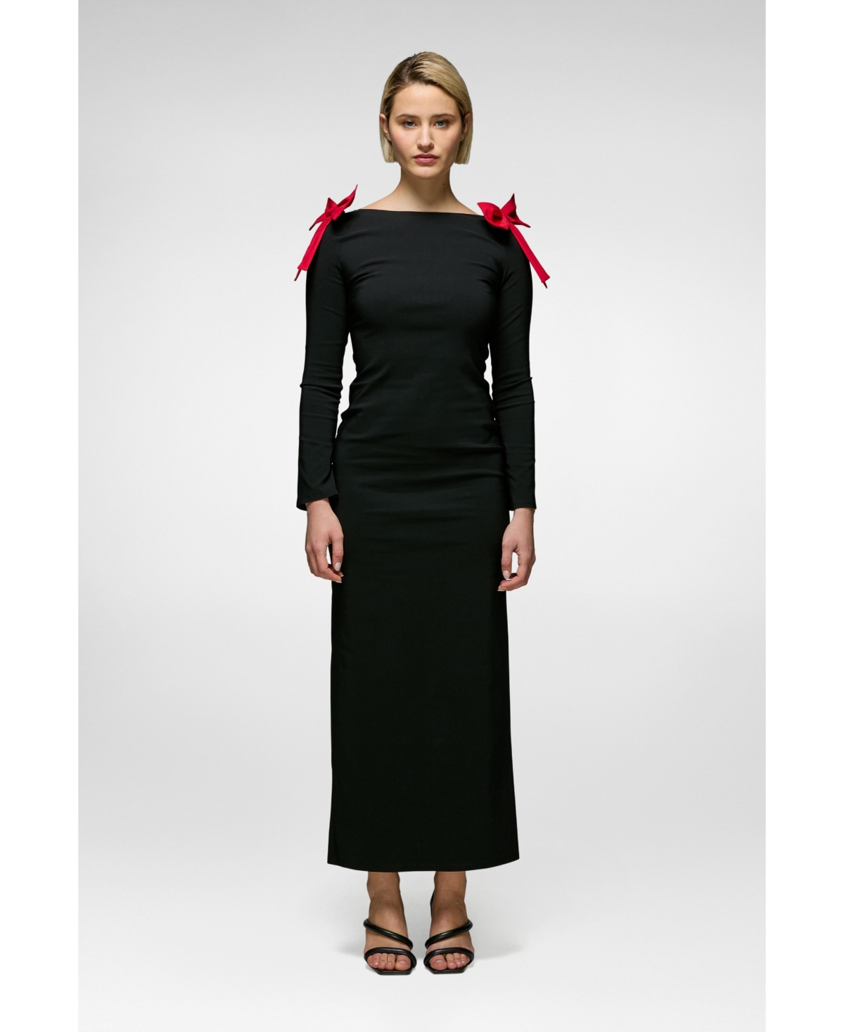 Click here for Daska Womens Bella Dress - Black prices