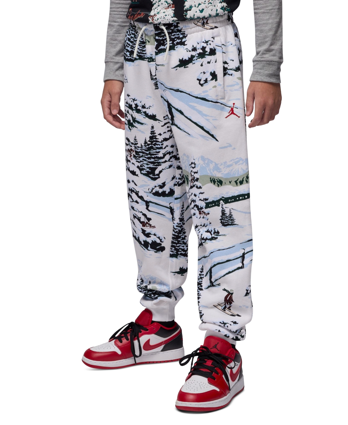 Click here for Jordan Boys 8-20 Brooklyn Holiday Printed Pull-On... prices