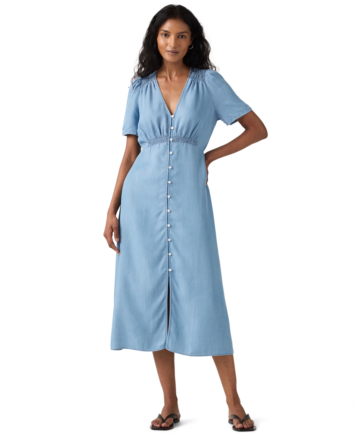 Click here for Levis Juniors Paola Short-Sleeve Crepe Midi Dress... prices