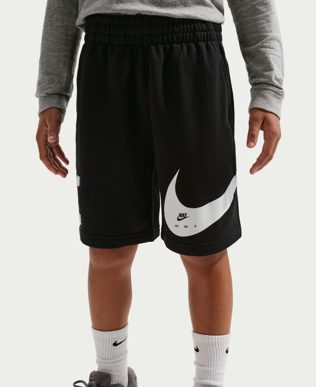Click here for Nike Kids Sportswear Club Logo Detail Shorts - Bla... prices