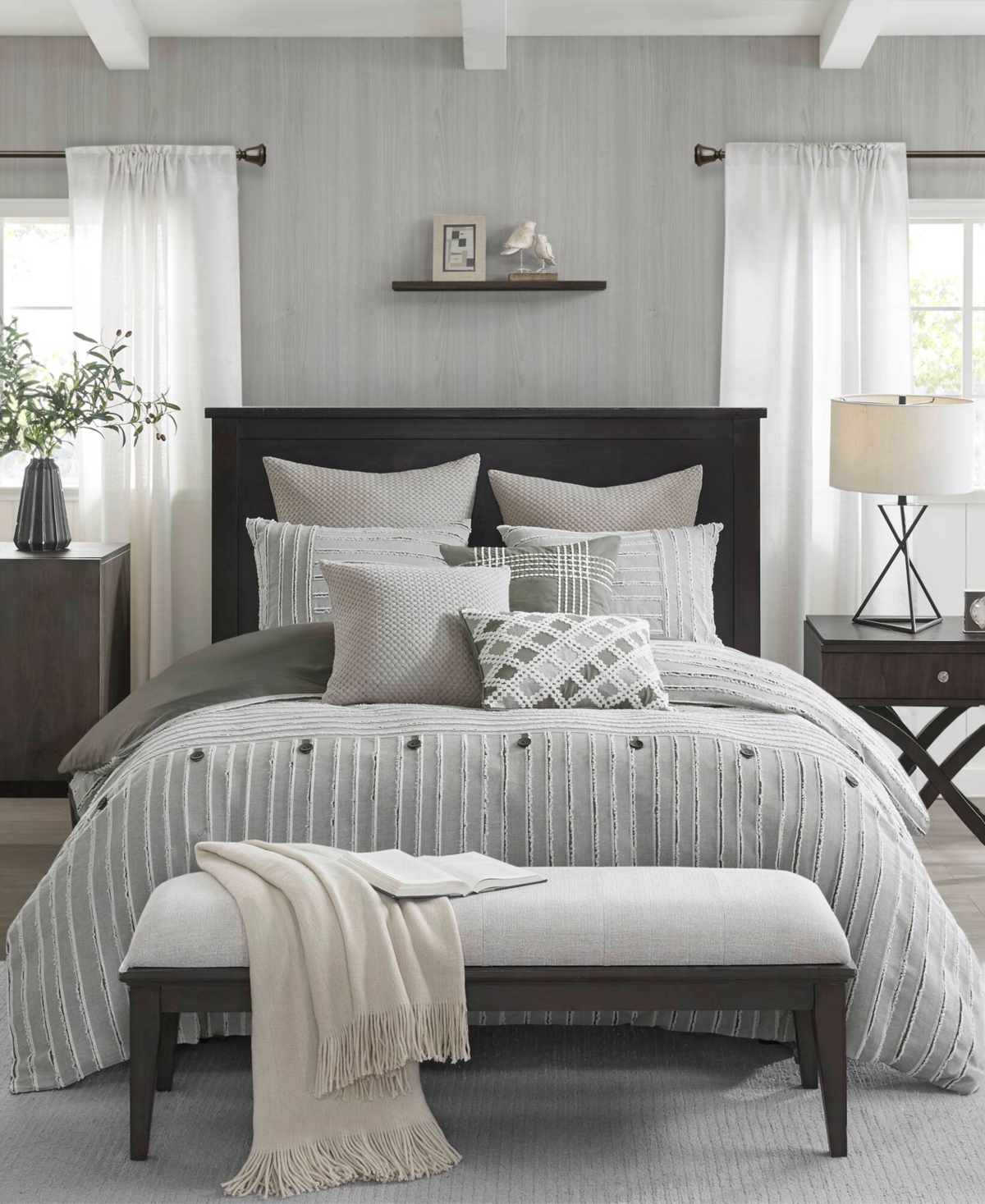 Click here for Madison Park Signature Essence Clipped Jacquard 9-... prices