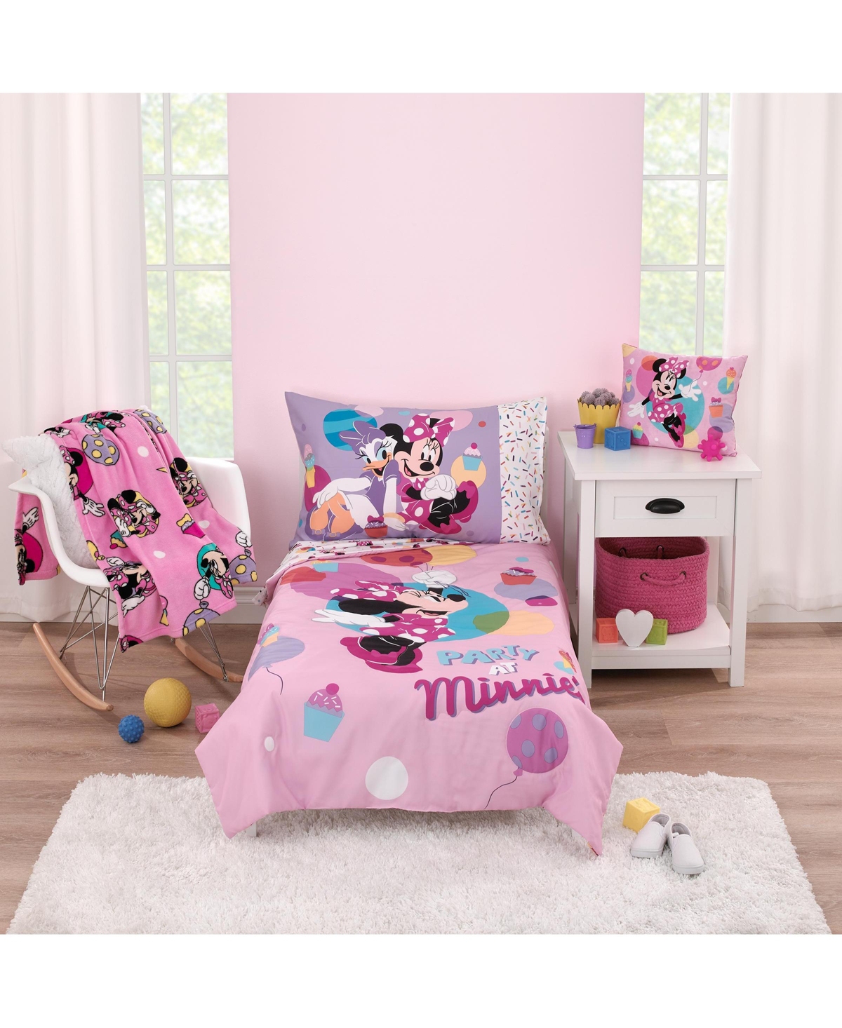 Click here for NoJo Disney Minnie Mouse Lets Party and Confetti P... prices