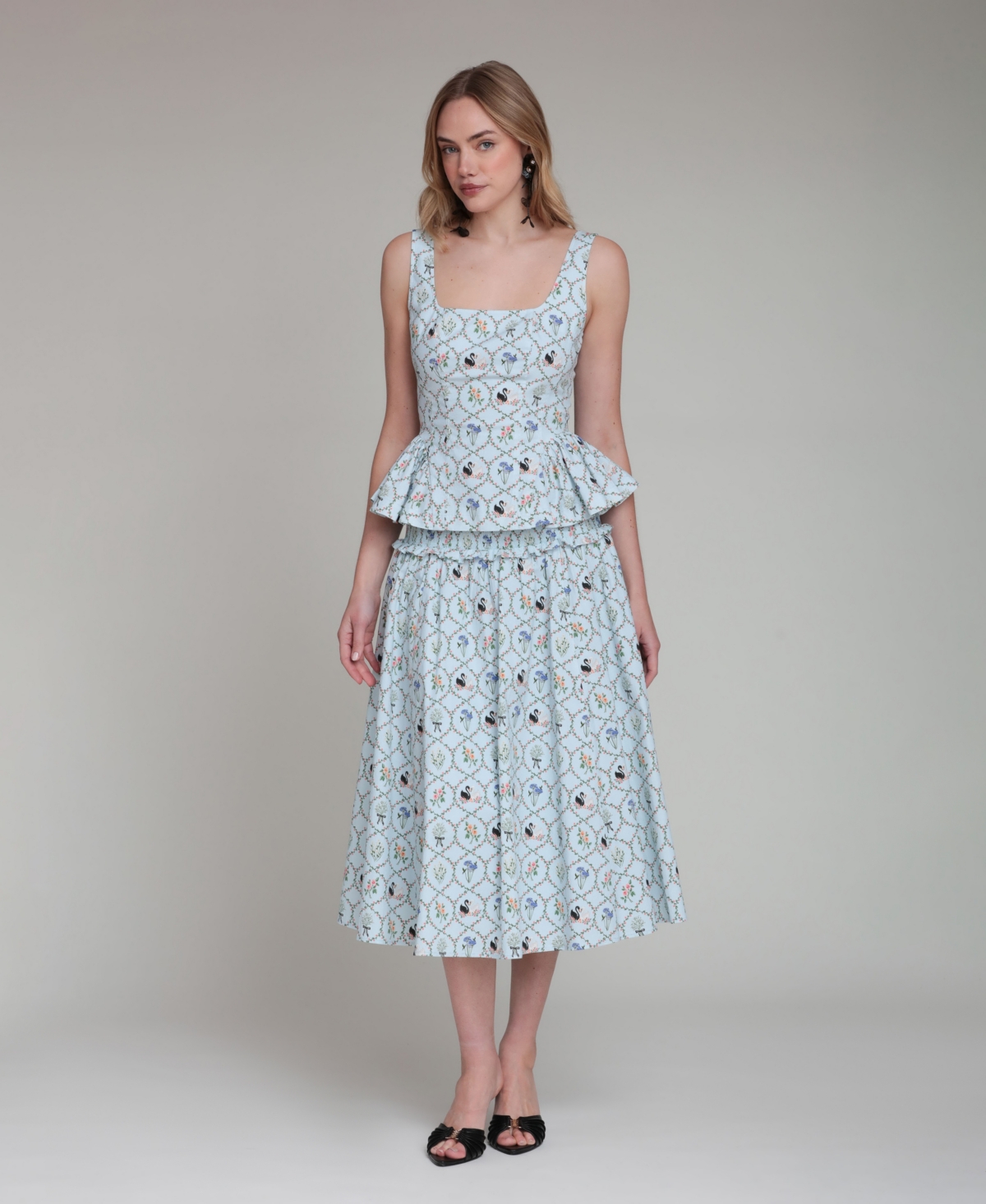 Click here for Avec Les Filles Womens Printed Pull-On Maxi Skirt... prices