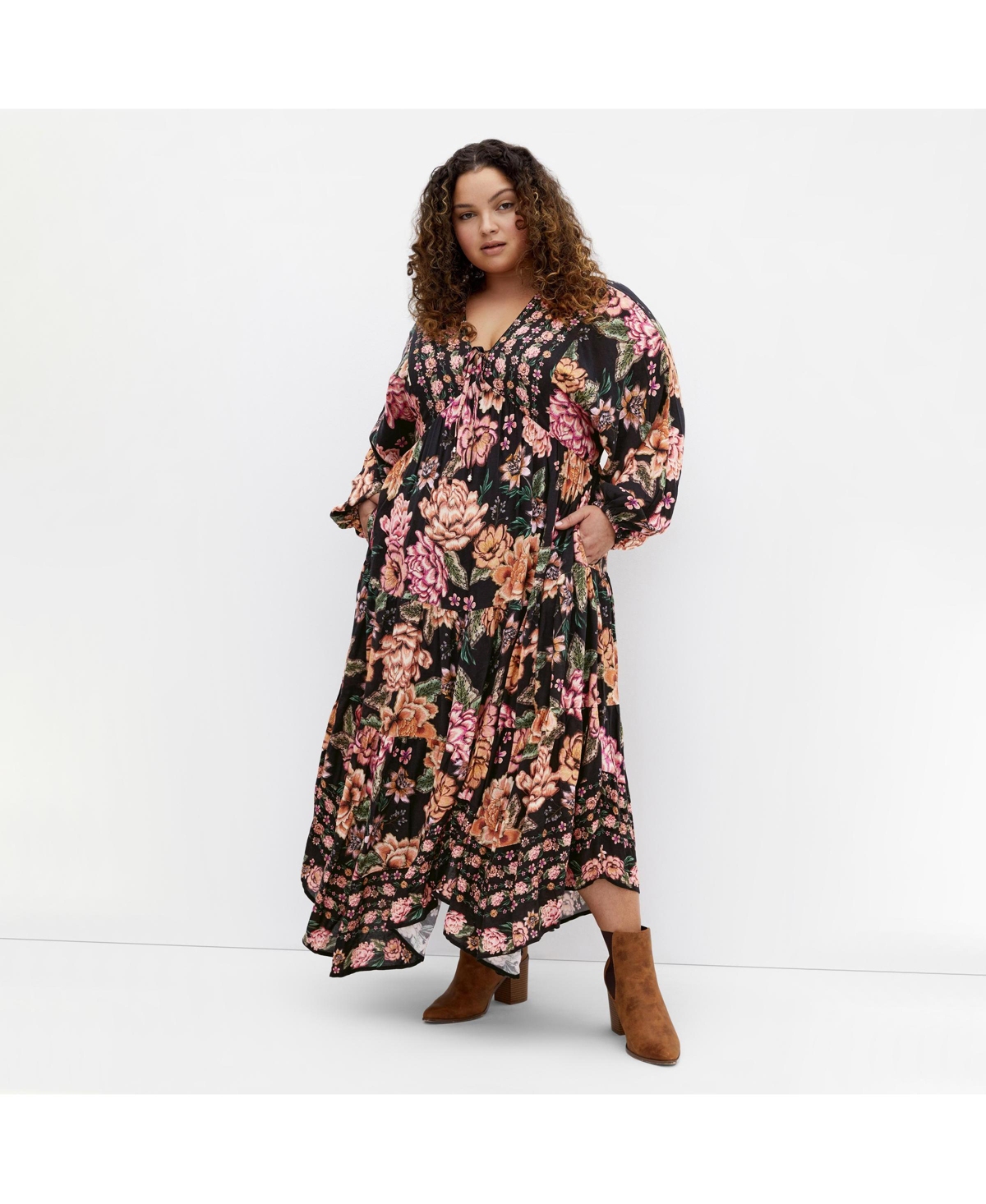 Click here for City Chic Womens Devine Beauty Border Dress - Flor... prices