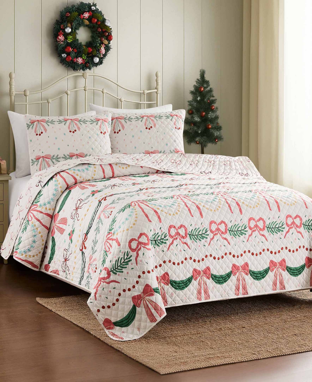 Click here for Avanti Bows Branches Reversible 3-Pc. Quilt Set  K... prices