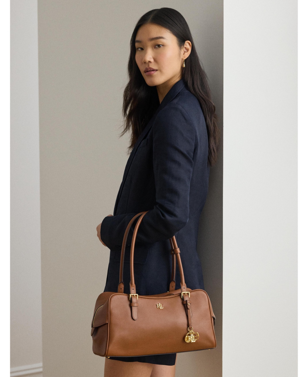 Click here for Lauren Ralph Lauren Leather Large Marcy Zip Satche... prices