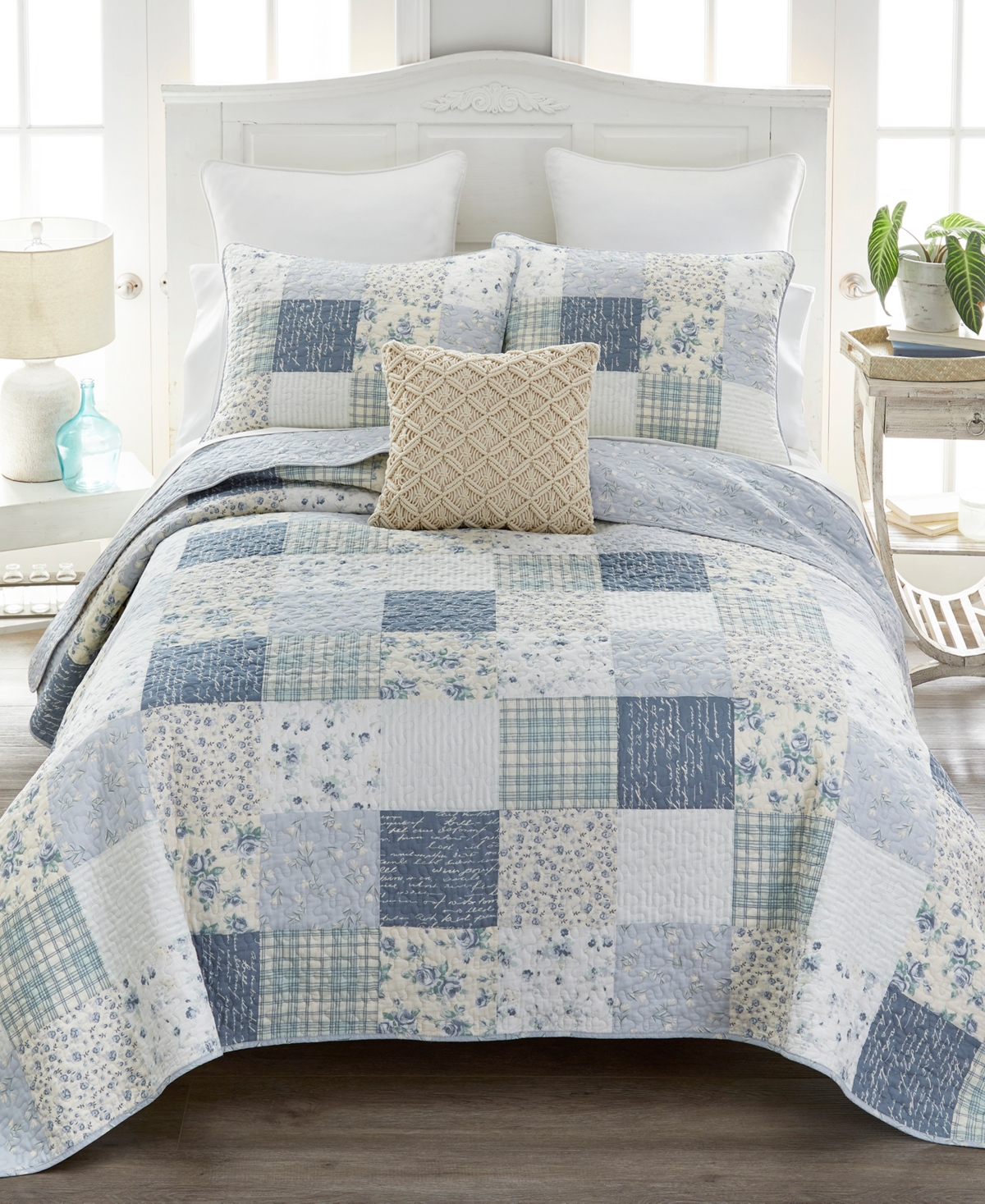 Click here for Donna Sharp Pastures Cotton 2-Pc. Quilt Set  Twin... prices