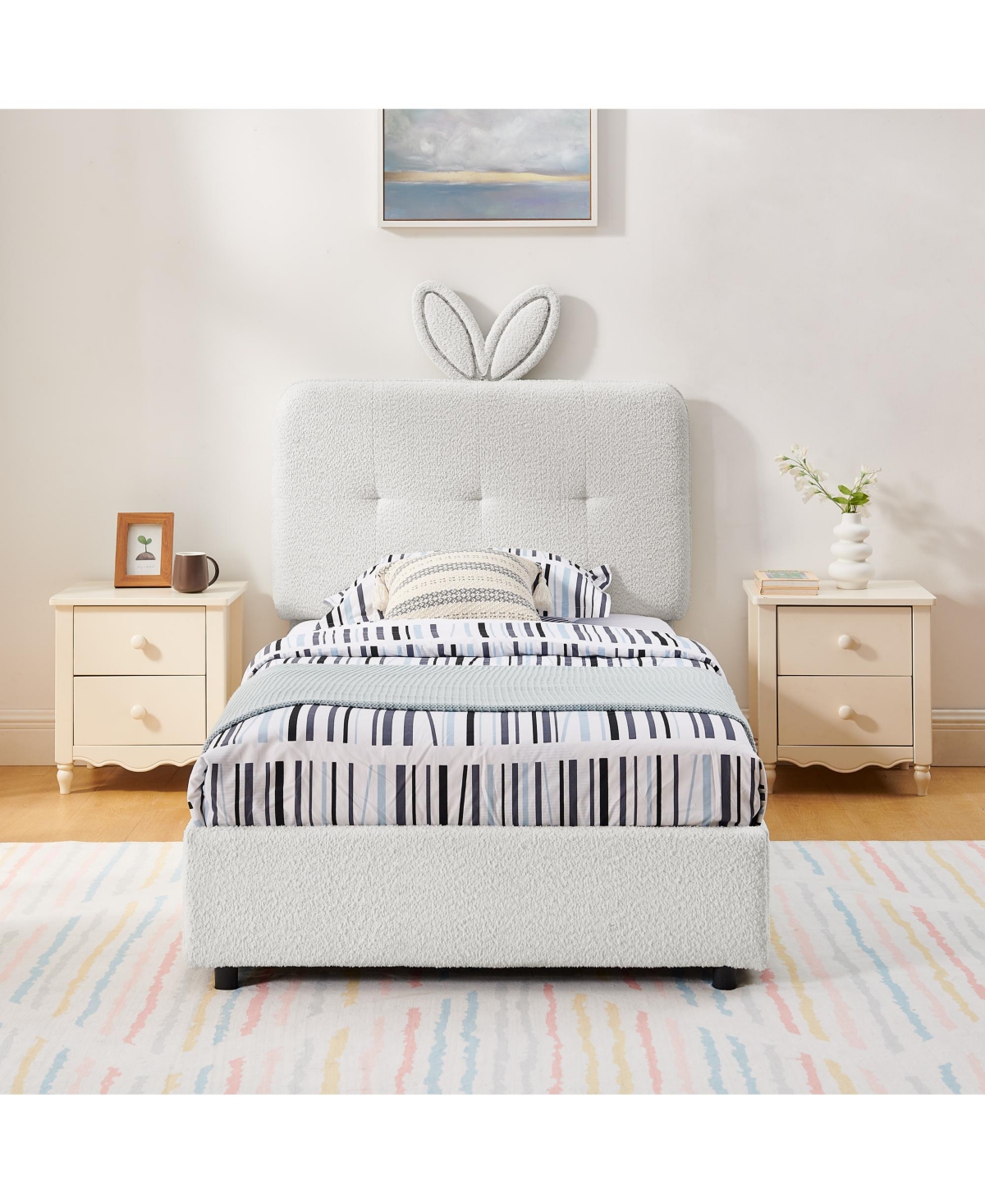 Click here for Rainsken Twin Size Upholstered Kids Platform Bed... prices