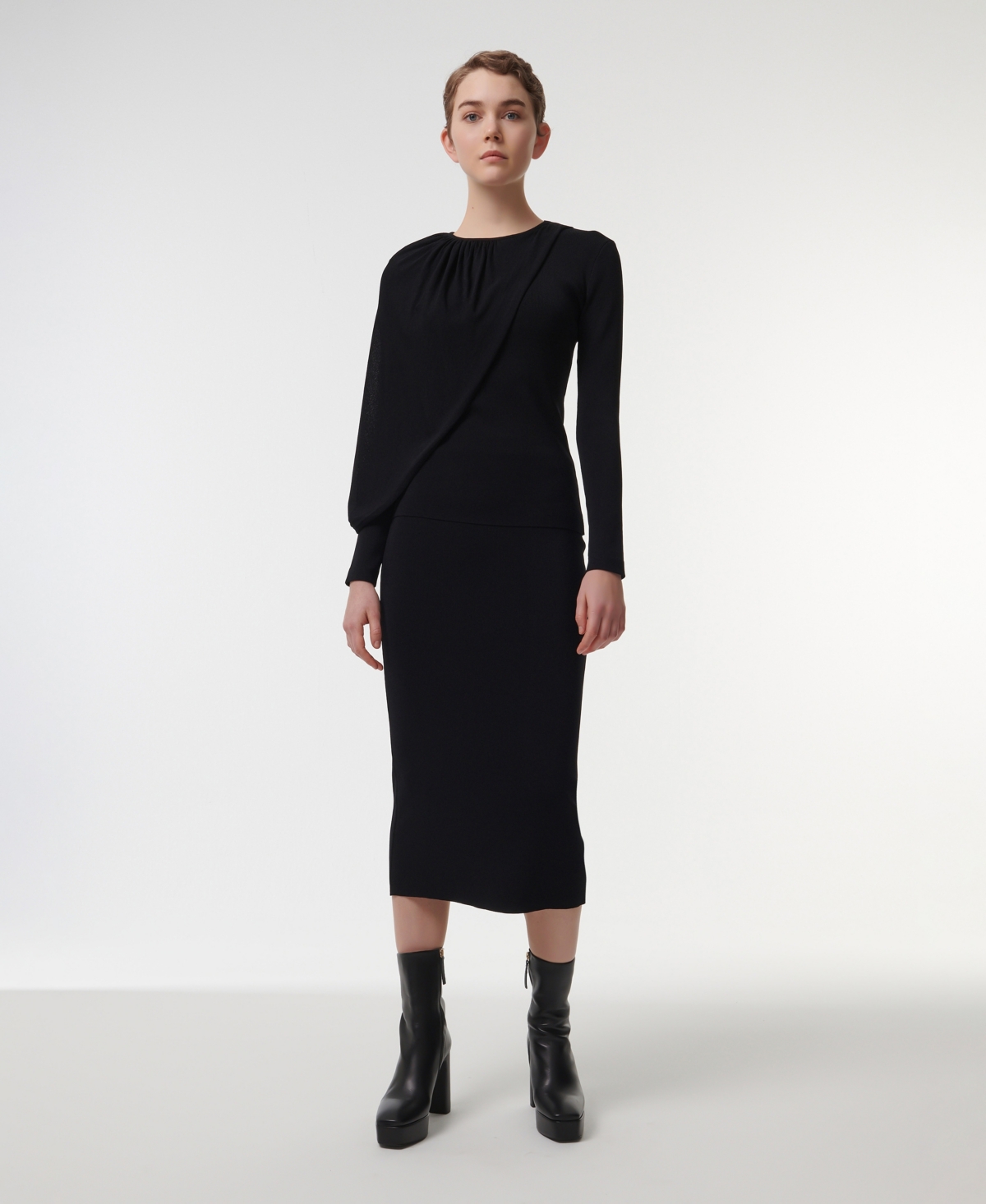 Click here for Leem Womens Knitted Scarf Detail Top - Black prices