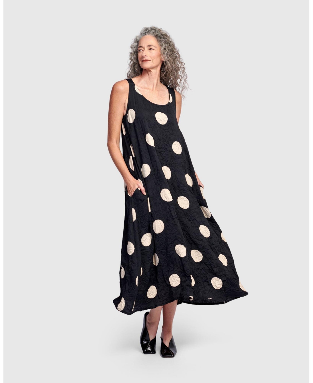 Click here for Alembika Womens Jazz Midi Dress - Black prices