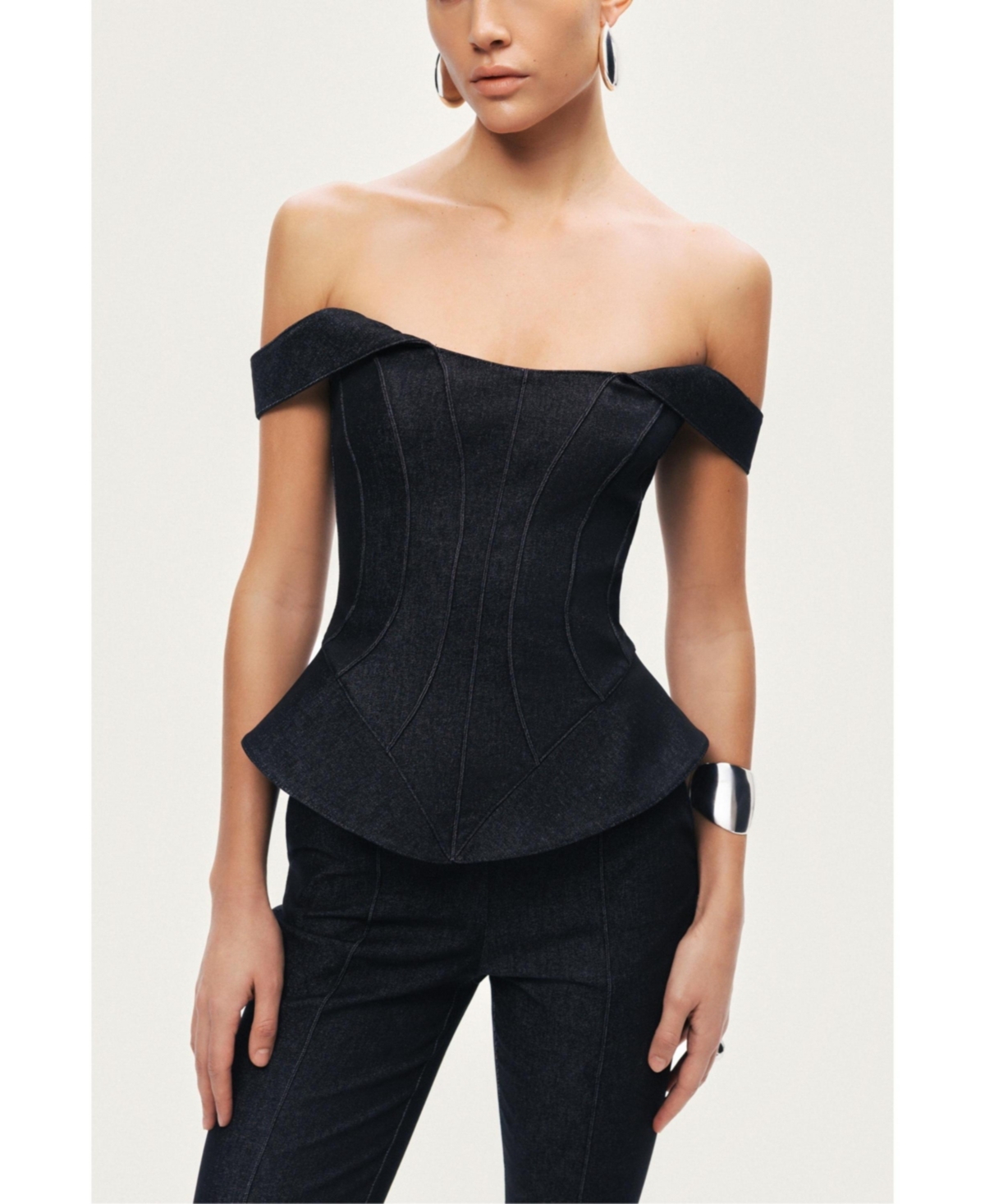 Click here for Nocturne Womens Off-Shoulder Sculpted Bustier - Bl... prices