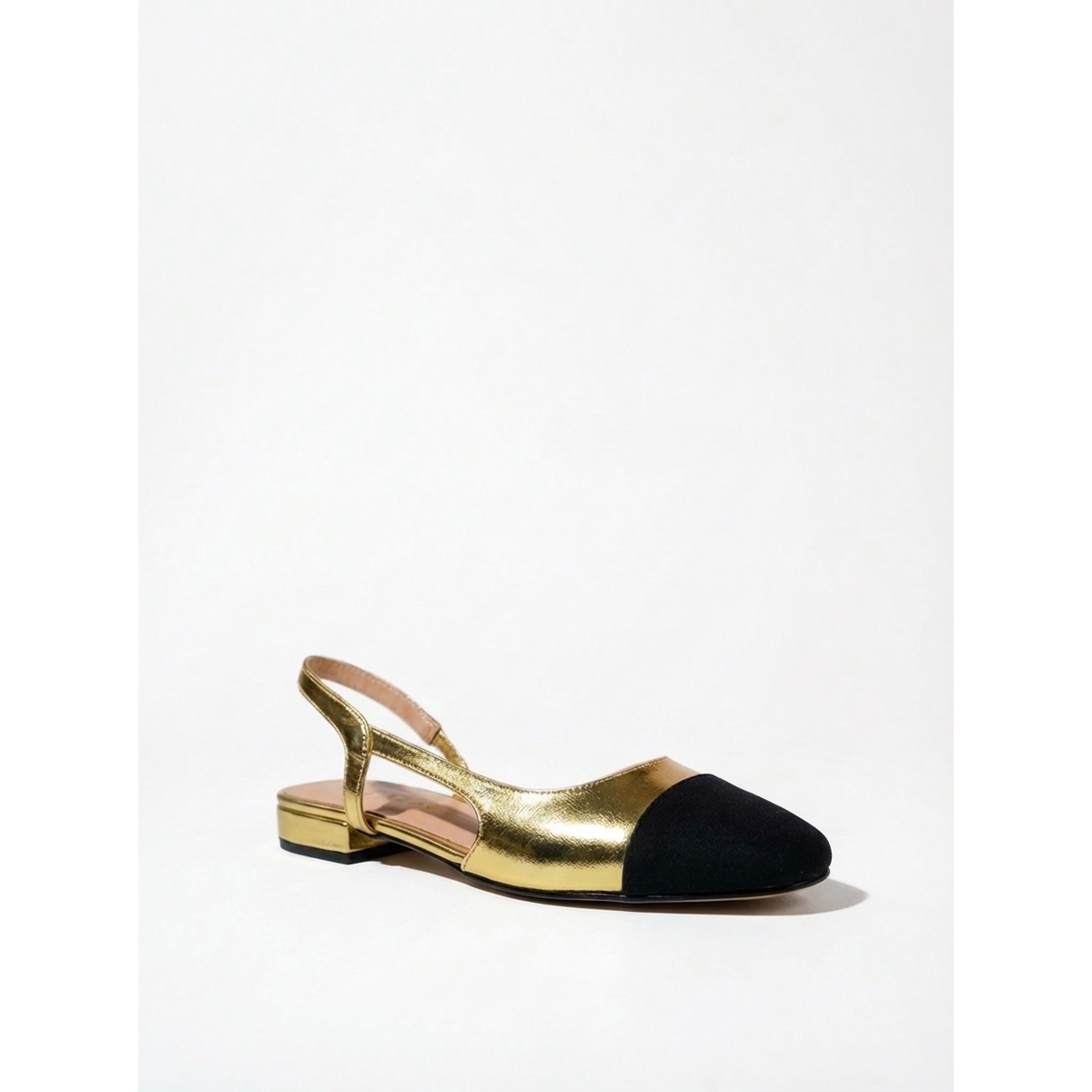 Click here for Prologue Shoes Womens Lujo Ballet Flat - Gold prices