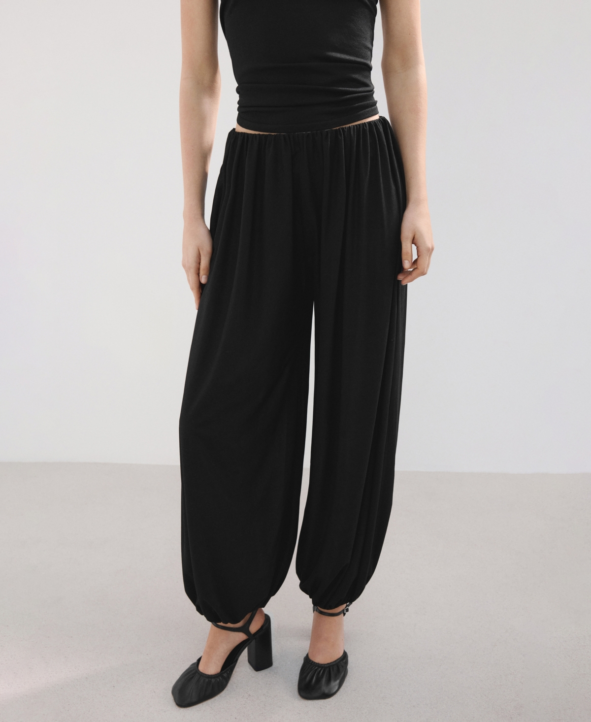 Click here for Mango Womens Mid-Rise Baggy Pants - Black prices