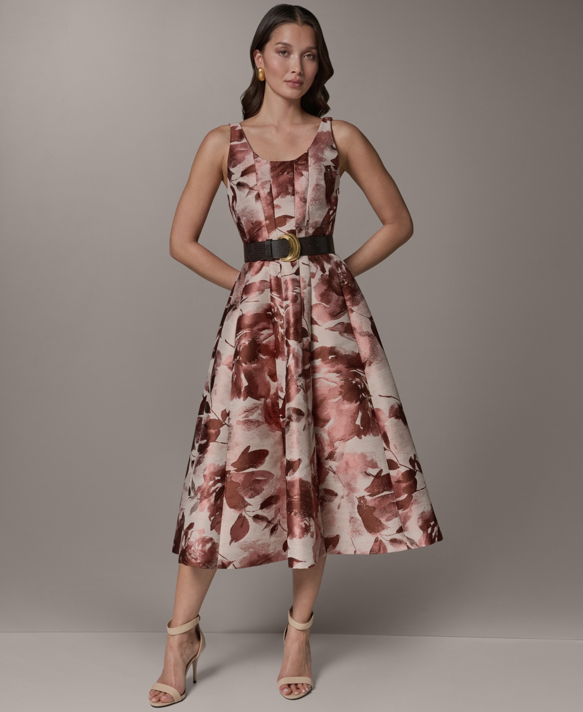 Click here for Donna Karan New York Womens Sleeveless Floral Jacq... prices