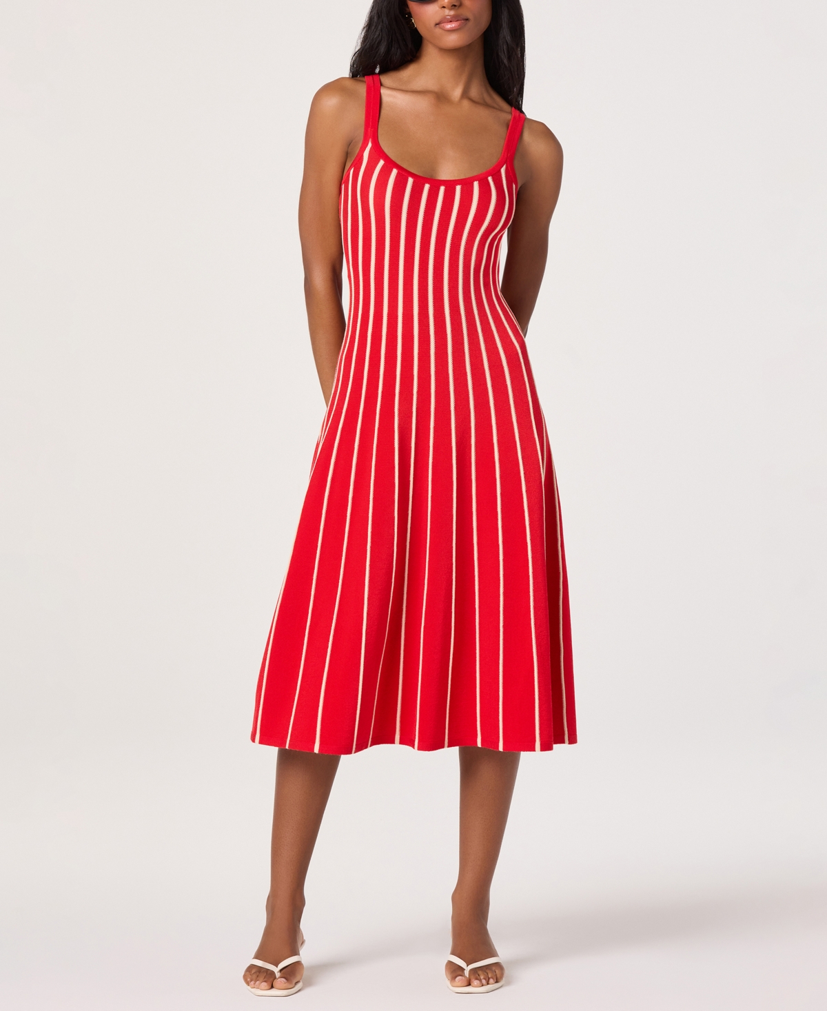 Click here for Astr the Label Womens Irecia Scoop Neck Midi Sweat... prices