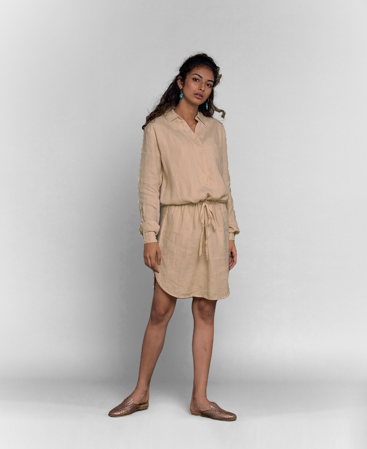 Click here for Reistor Womens Meet me by the Cliff Dress - Neutra... prices