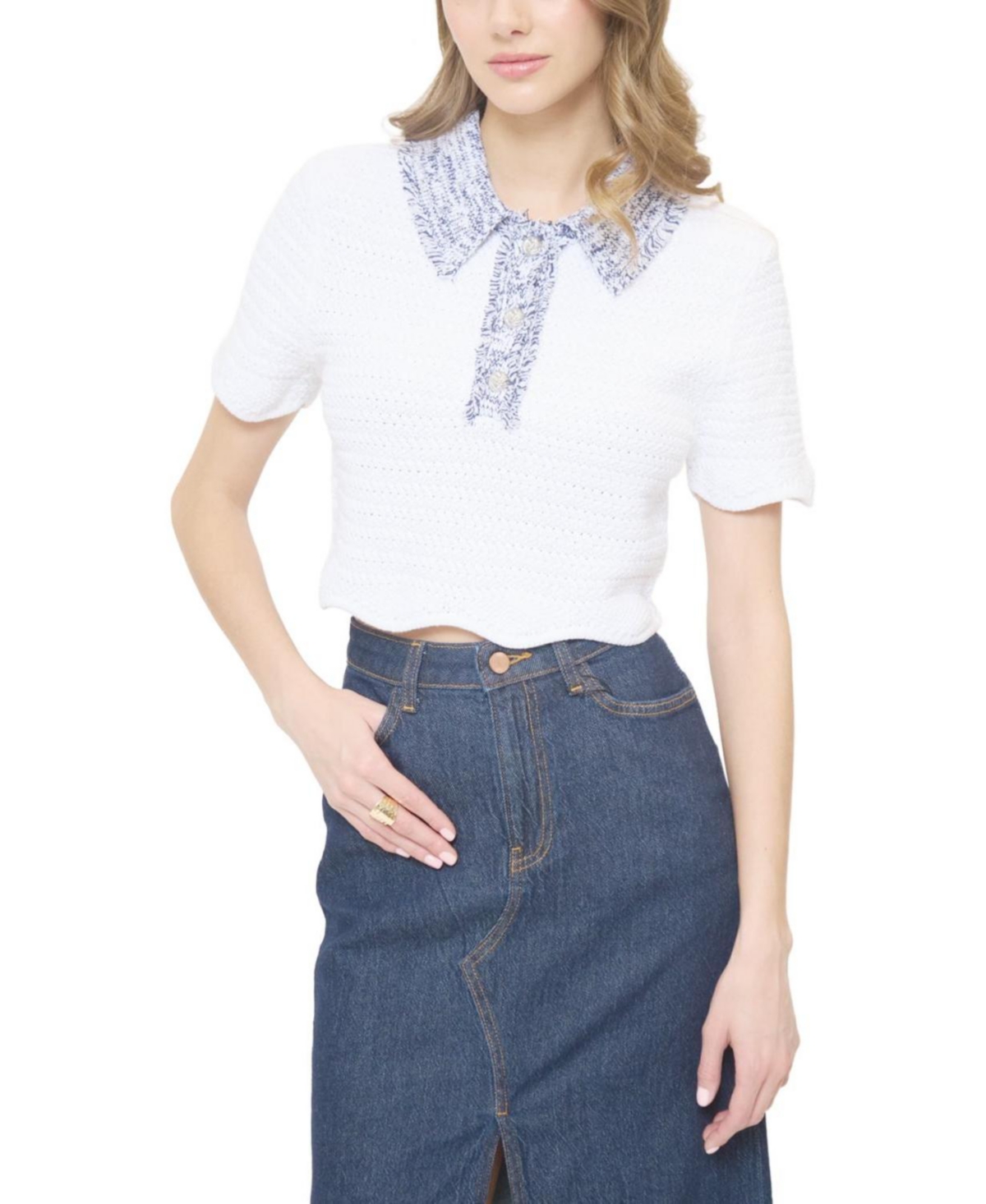 Click here for Central Park West Womens Wren Scallop Edge Crochet... prices