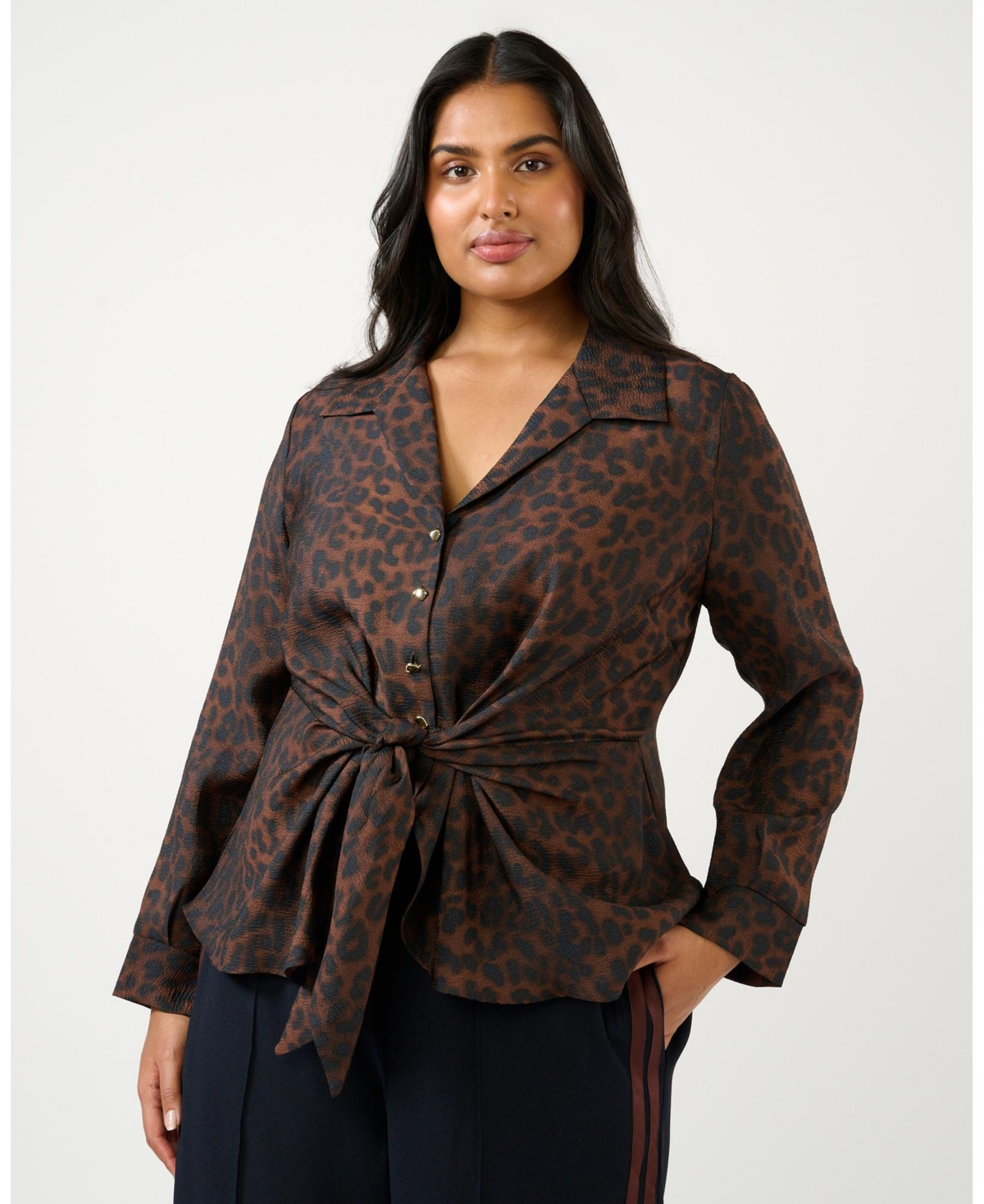 Click here for Estelle Plus Size Leona Top - Choc/navy prices