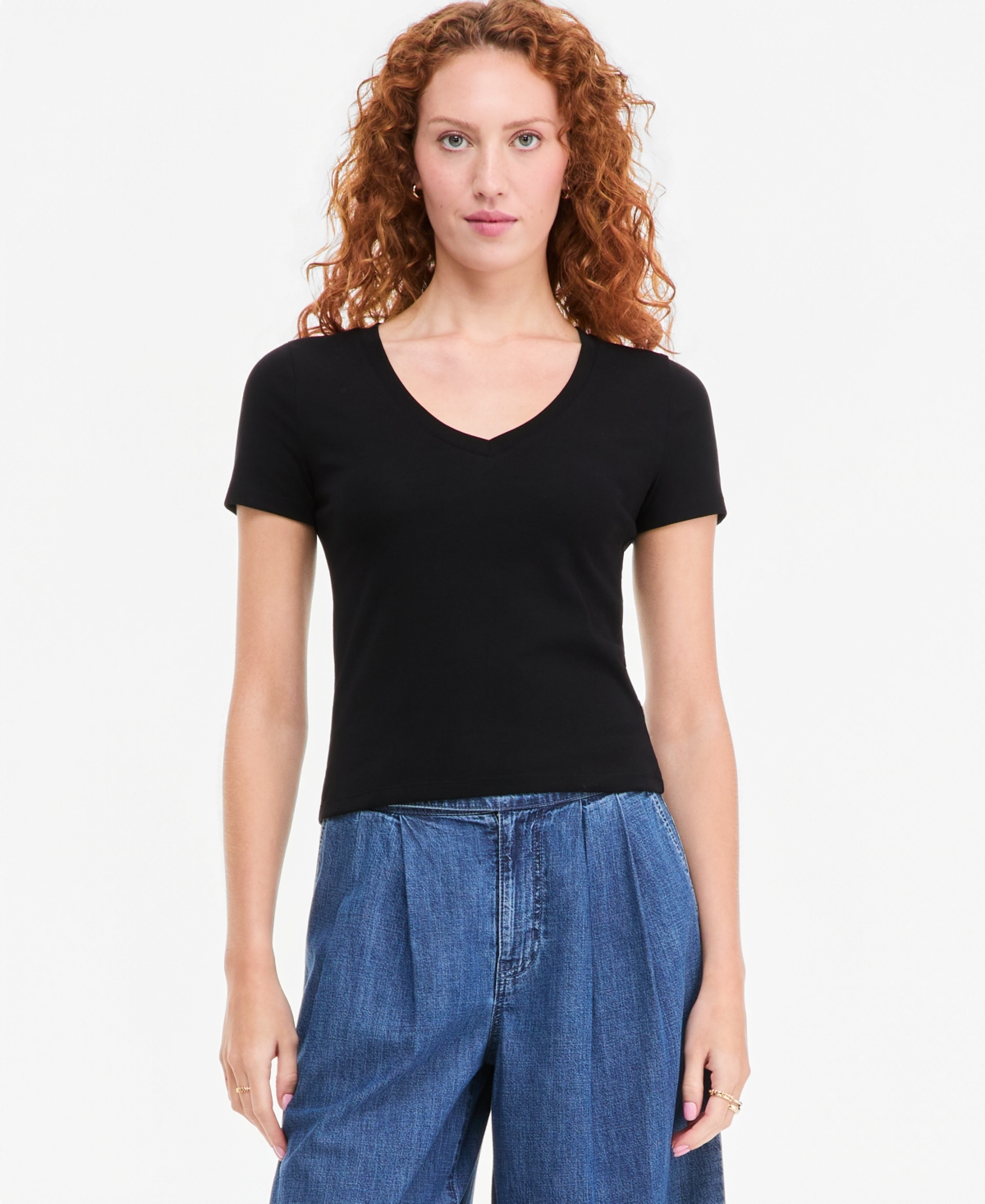 Click here for On 34th Womens Cropped V-Neck Meet & Greet T-Shirt... prices
