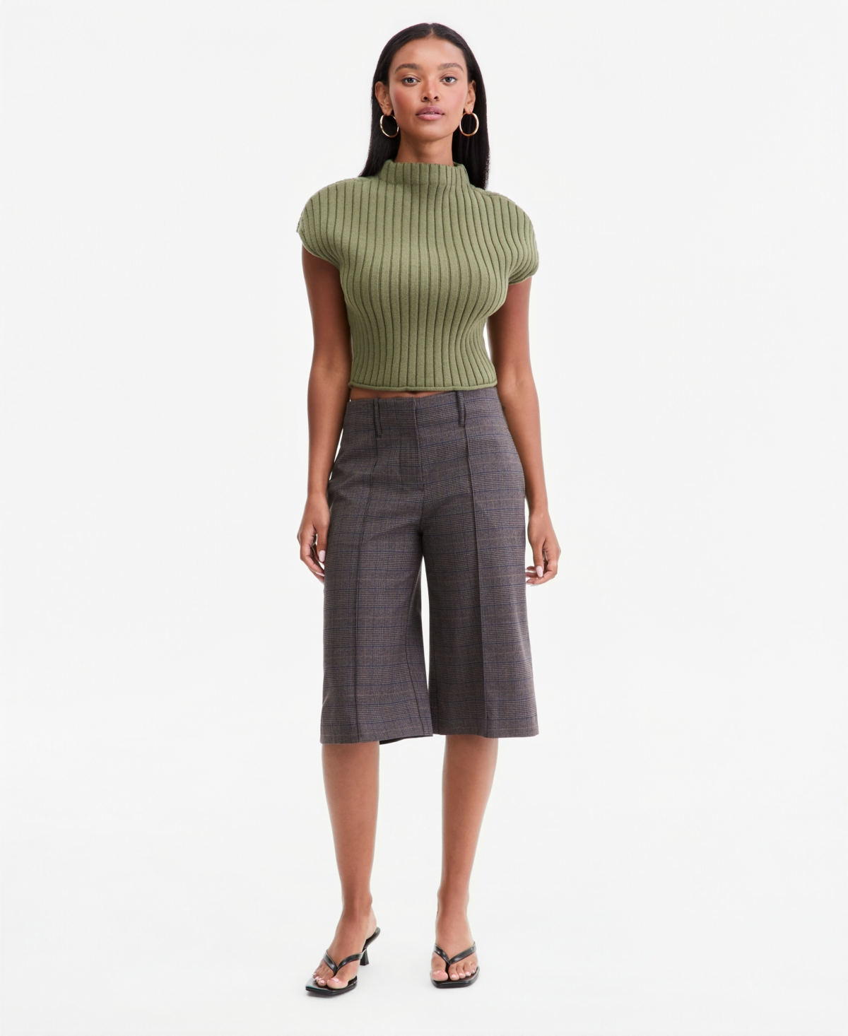 Click here for Bar Iii Womens Plaid High-Rise Knee-Length Shorts... prices