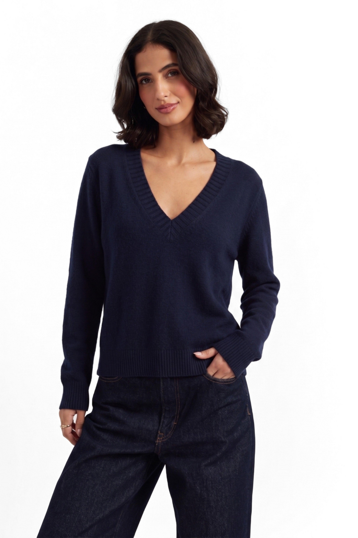 Click here for Chinti & Parker Womens Wool-Cashmere V-Neck Sweate... prices
