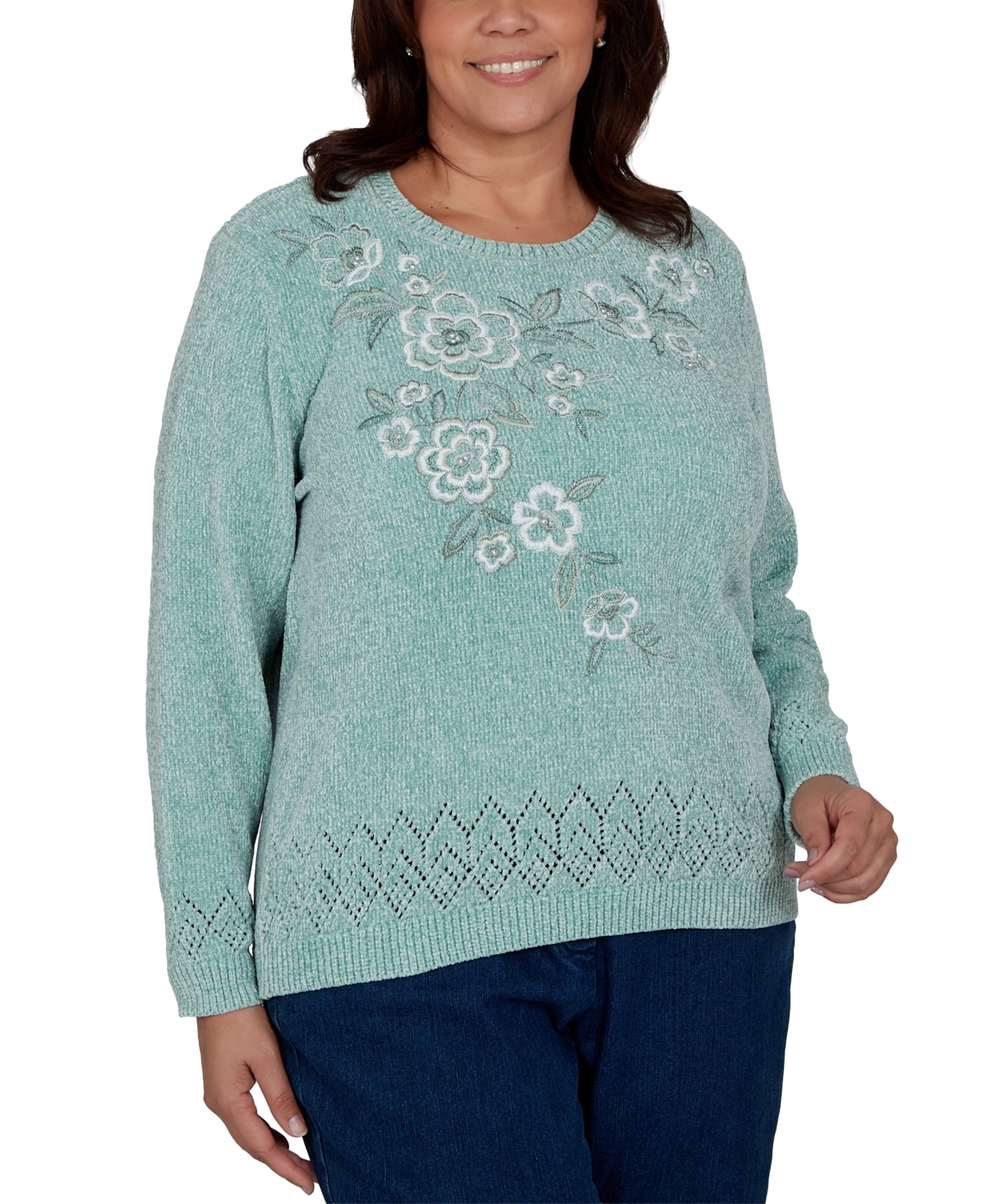 Click here for Alfred Dunner Plus Size Classic Embroidered Floral... prices