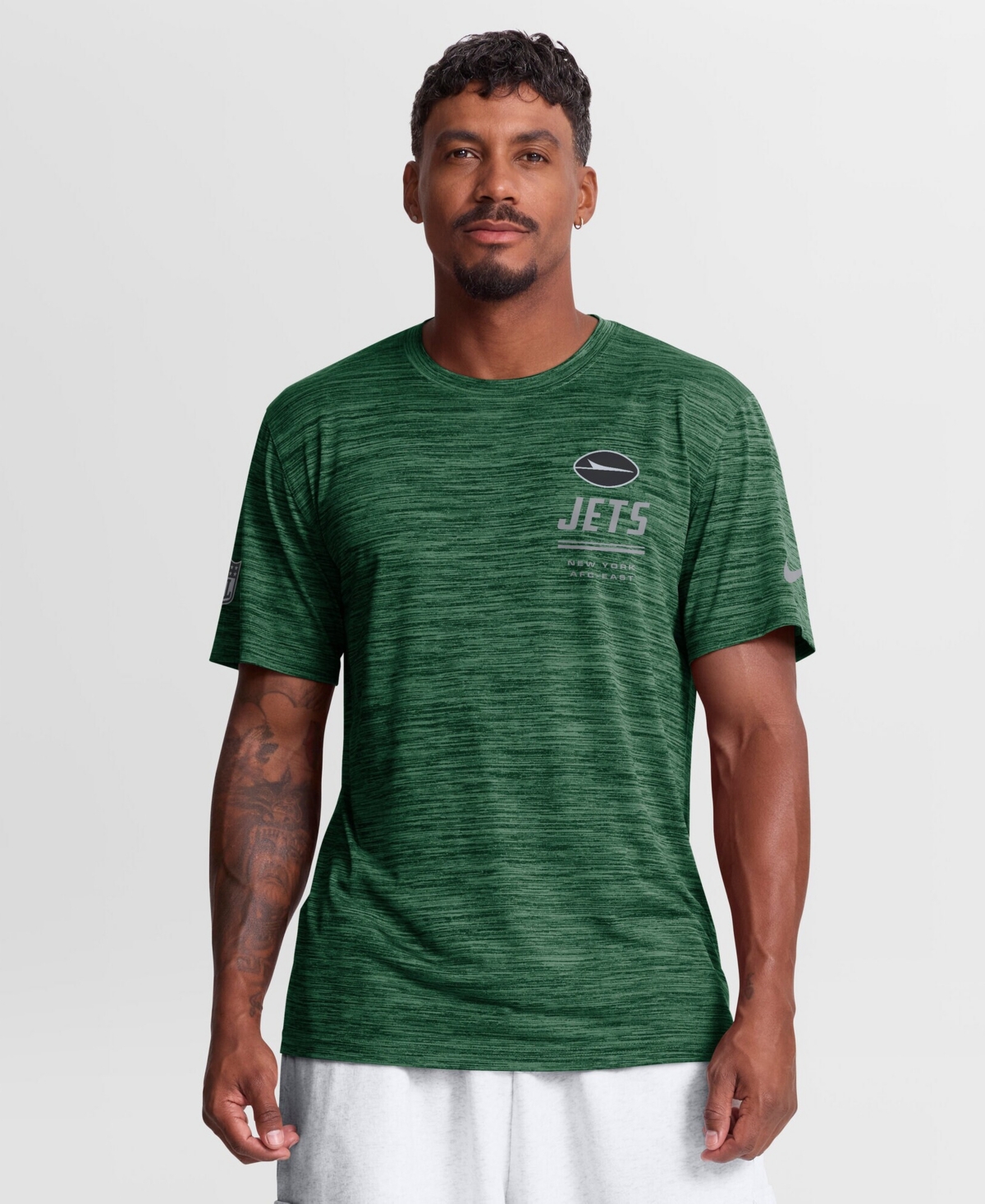Click here for Nike Mens Green New York Jets Sideline Double Cove... prices