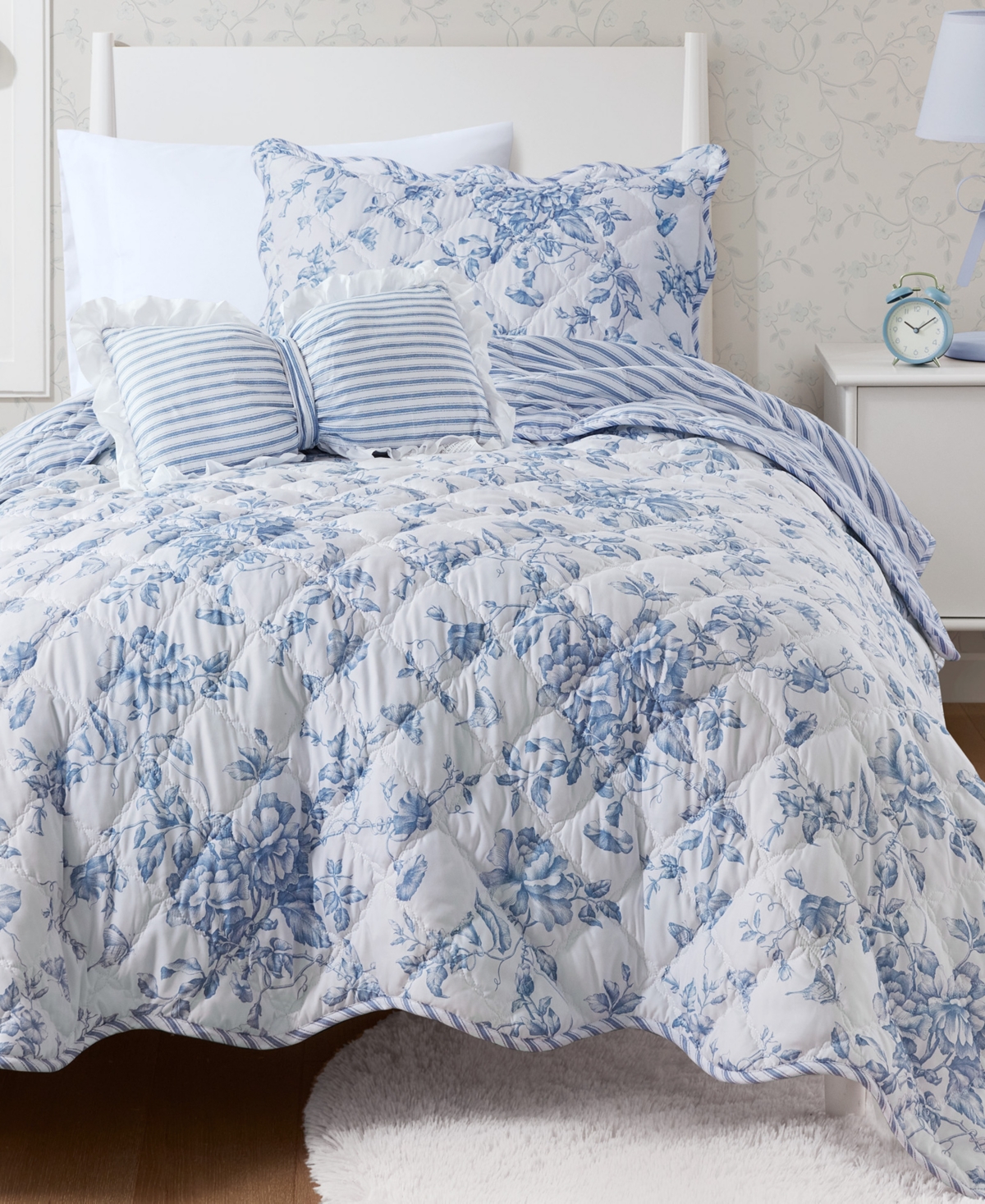 Click here for Madison Park Essentials Adele Reversible Floral 3-... prices