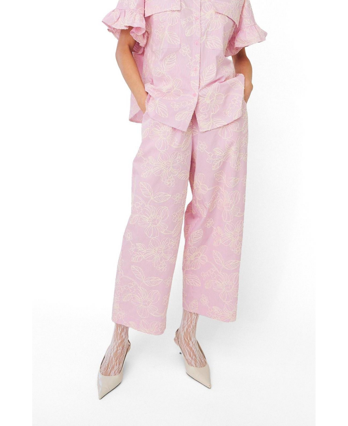 Click here for Cras Womens Wide-Leg Floral Cropped Pants - Pink s... prices