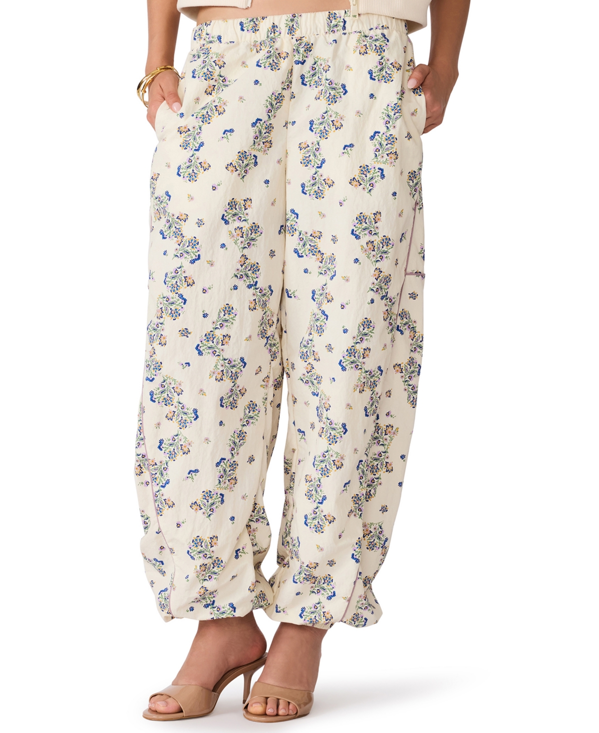 Click here for Steve Madden Womens Loreli Pull-On Elastic Waist W... prices