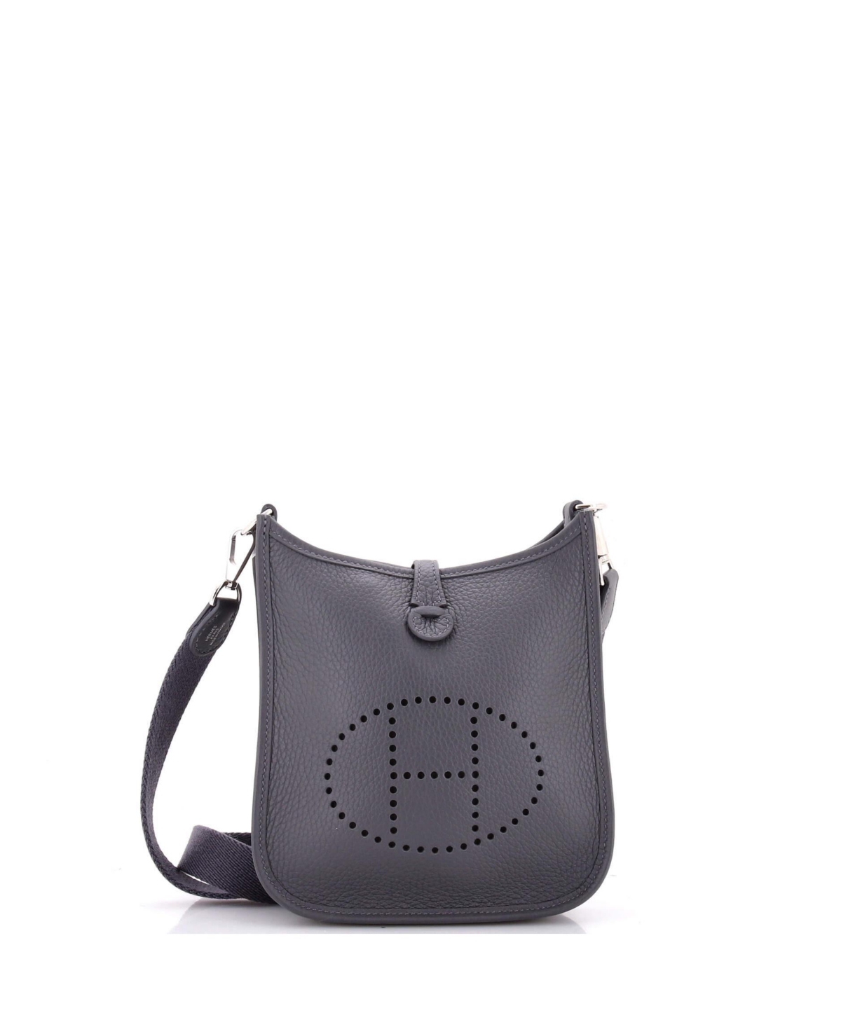 Click here for Pre-Owned Hermes Tpm Evelyne Bag Gen Iii Clemence... prices