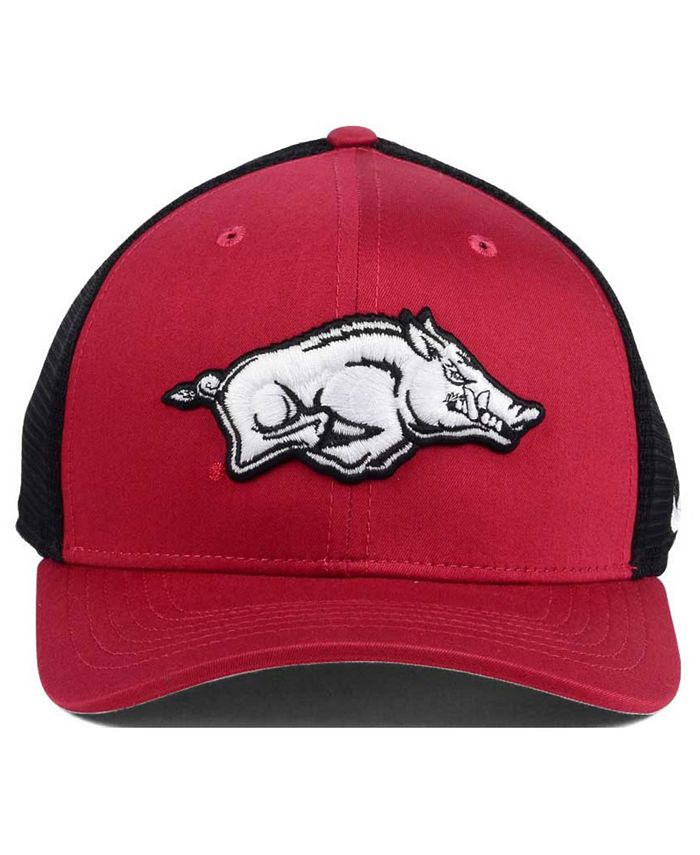 Nike Arkansas Razorbacks Aero Bill Mesh Swooshflex Cap & Reviews ...