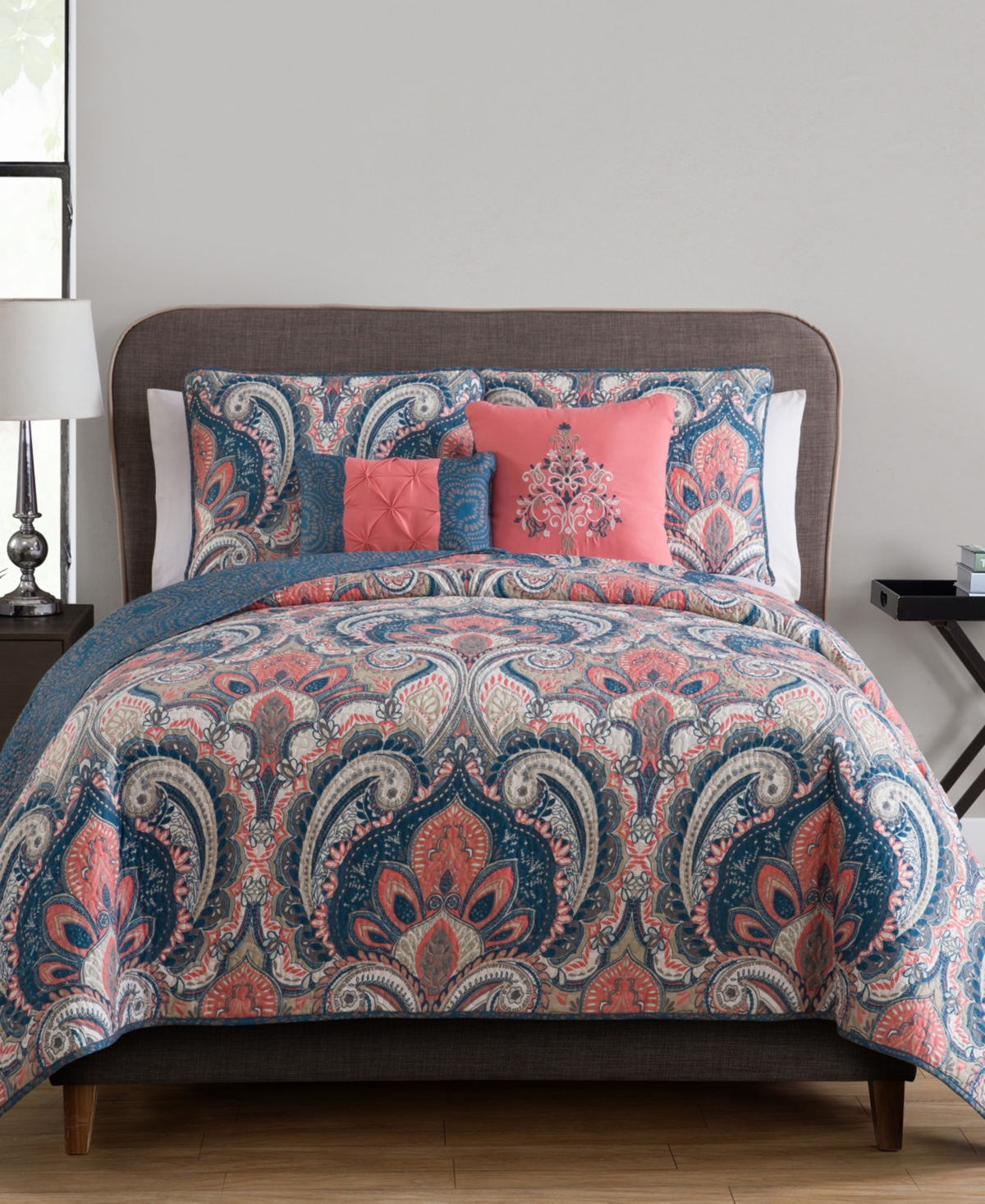Click here for Vcny Home Casa Real Reversible 5-Pc. Quilt Set  Fu... prices