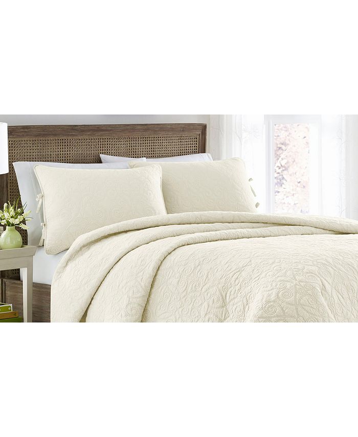 Laura Ashley Full/Queen Felicity Ivory Quilt Set & Reviews - Quilts ...