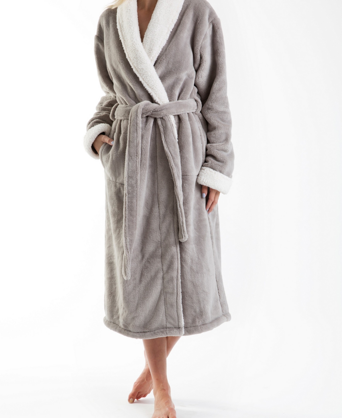 Click here for Keila Sherpa Fleece Robe - Gray prices