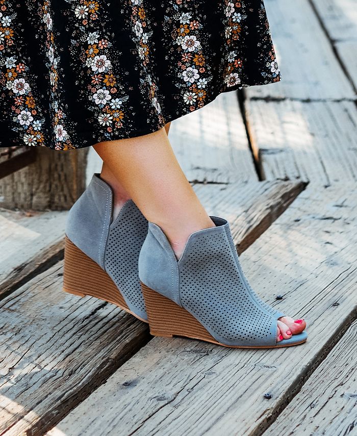 Journee Collection Women's Andies Wedge - Macy's